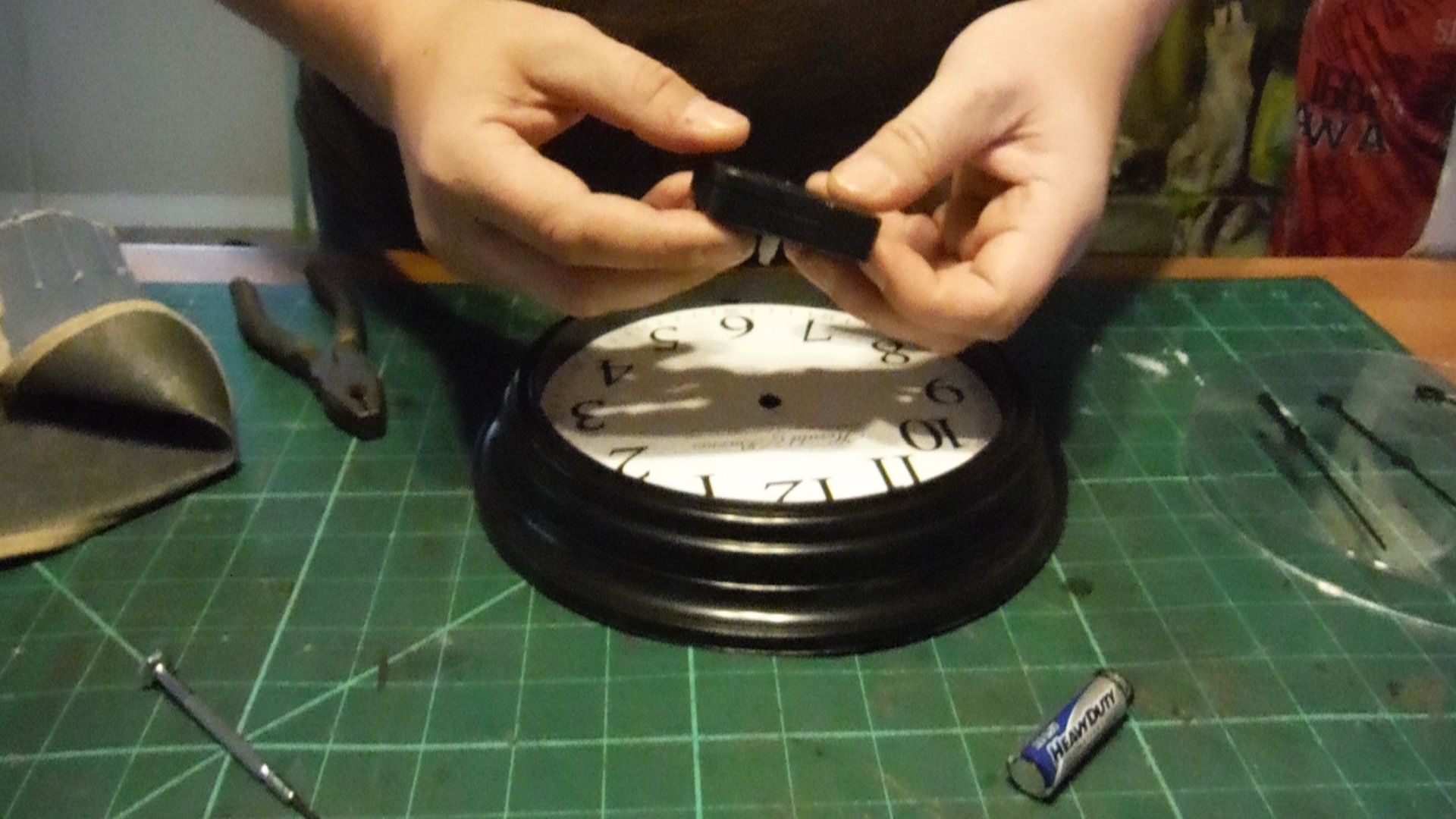 Making Time Run Backwards, the Reverse Clock : 8 Steps (with Pictures ...