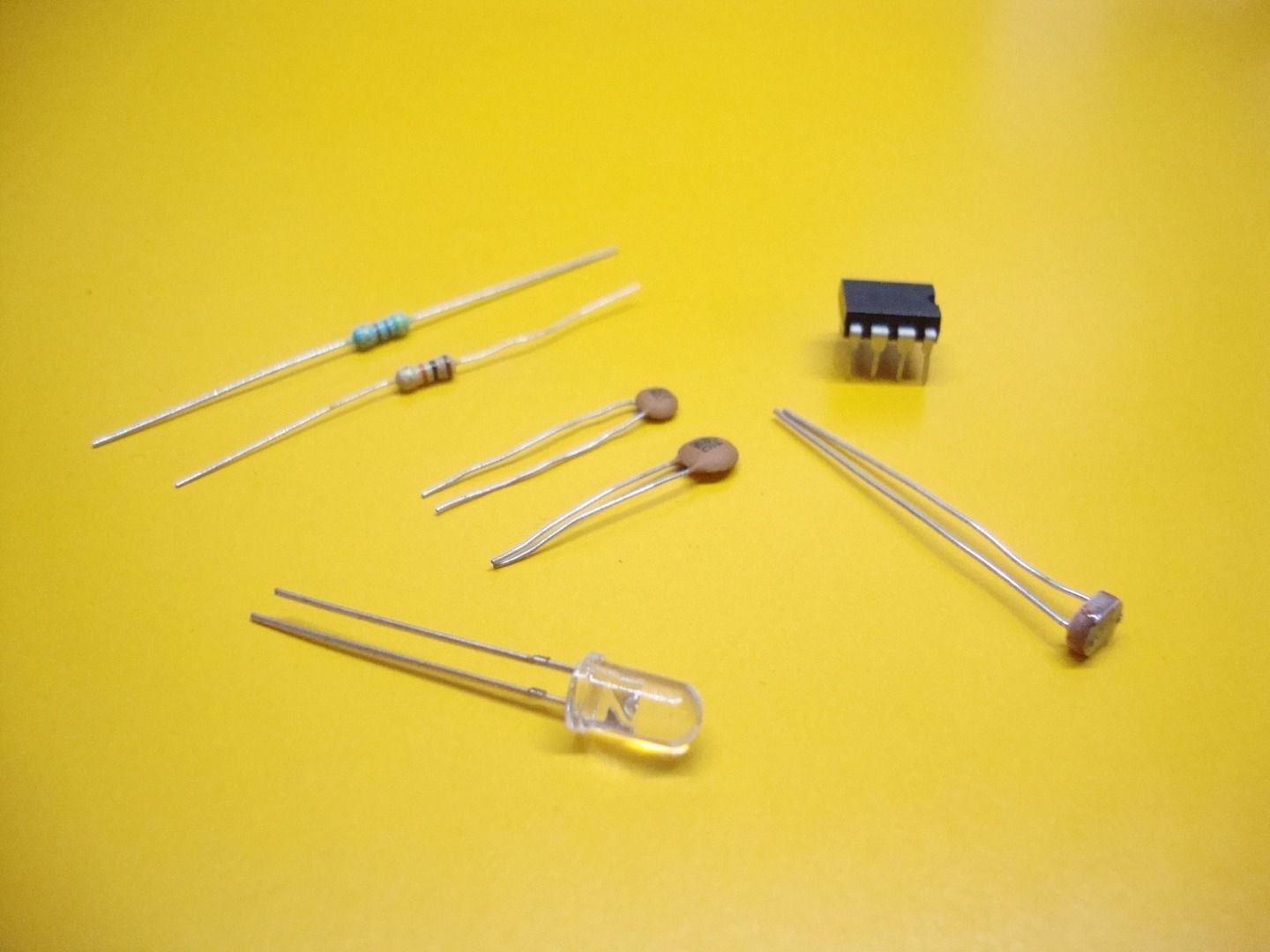 10 Breadboard Projects for Beginners : 17 Steps (with Pictures ...