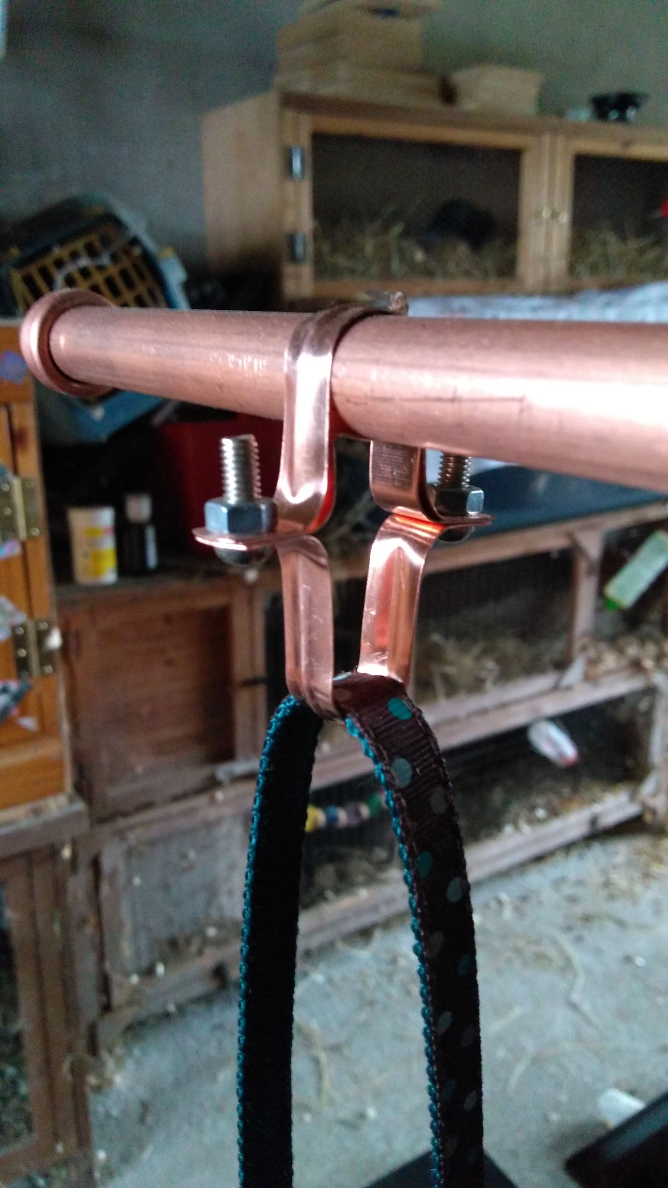 Cheap Small Dog Grooming Table : 5 Steps (with Pictures) - Instructables