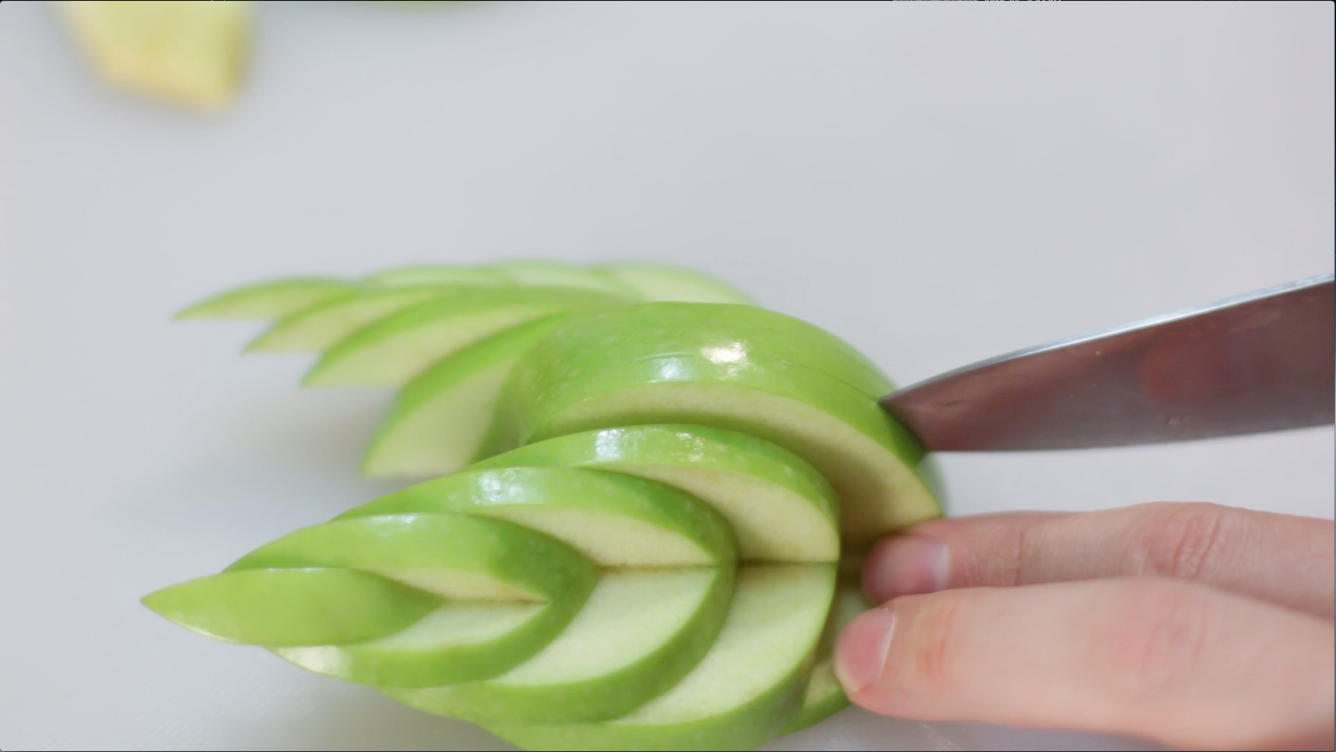 Edible Apple Swan : 9 Steps (with Pictures) - Instructables