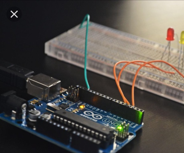 simple arduino traffic lights DIY Project - Step-by-Step DIY Project ...