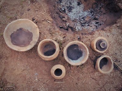 DIY Primitive Pottery Firing : 5 Steps (with Pictures) - Instructables