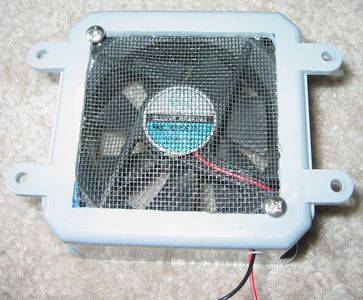 Litter Box Vent Fan - Eliminate Cat Litter Stink : 6 Steps (with ...
