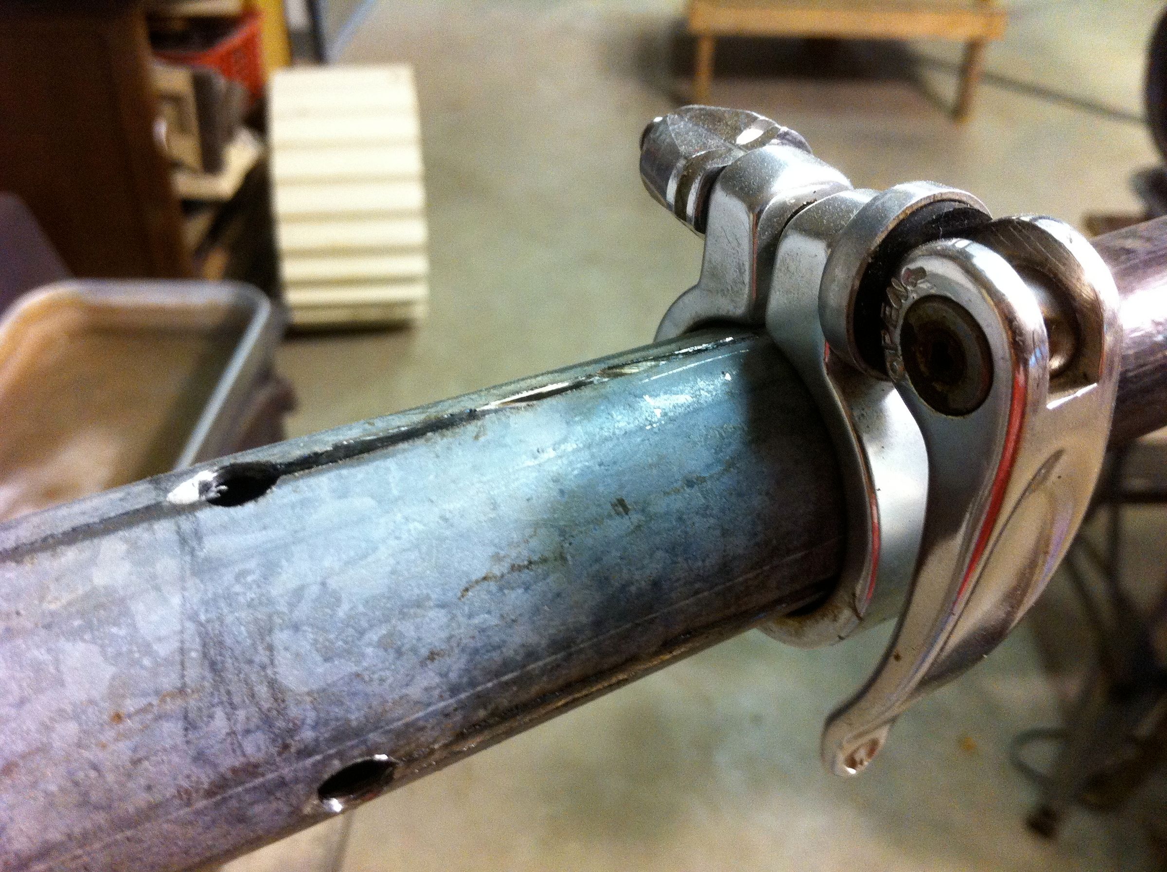 Portable Bike Repair Stand From Pony Clamp and Tripod - Instructables