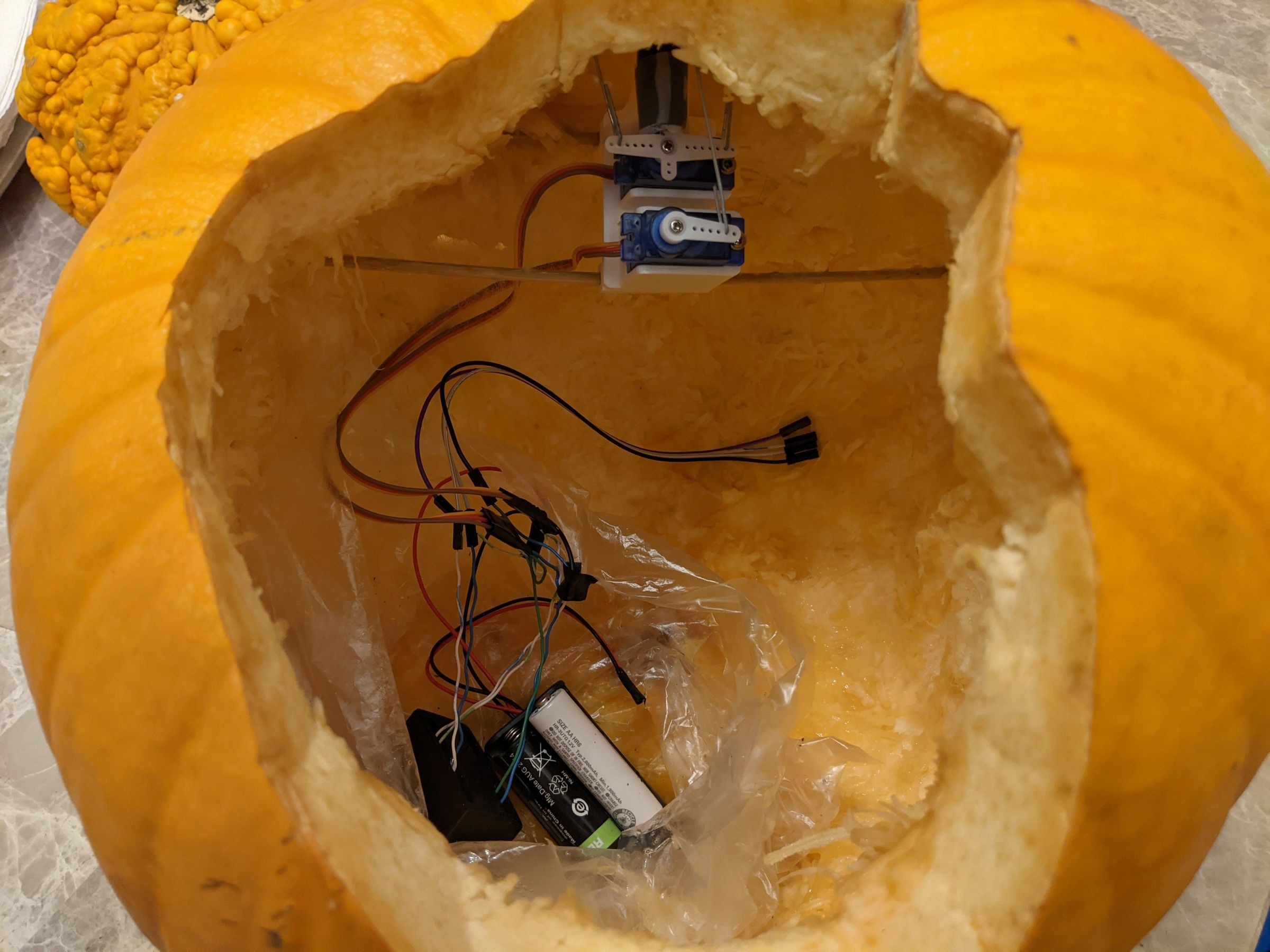 Halloween Pumpkin With a Moving Animatronic Eye | This Pumpkin Can Roll ...