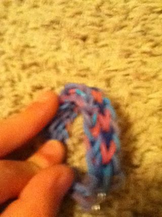 Loopy Stripes Rainbow Loom Bracelet : 9 Steps (with Pictures ...