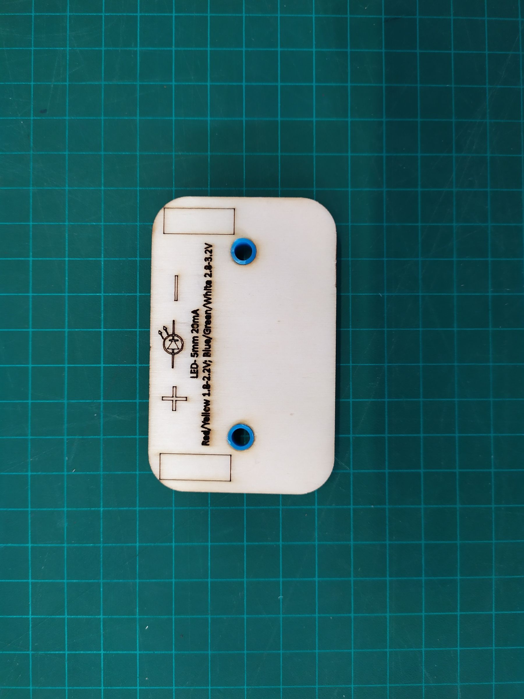 Electronic Tiles - a Physical Environment for Classroom Electronic ...