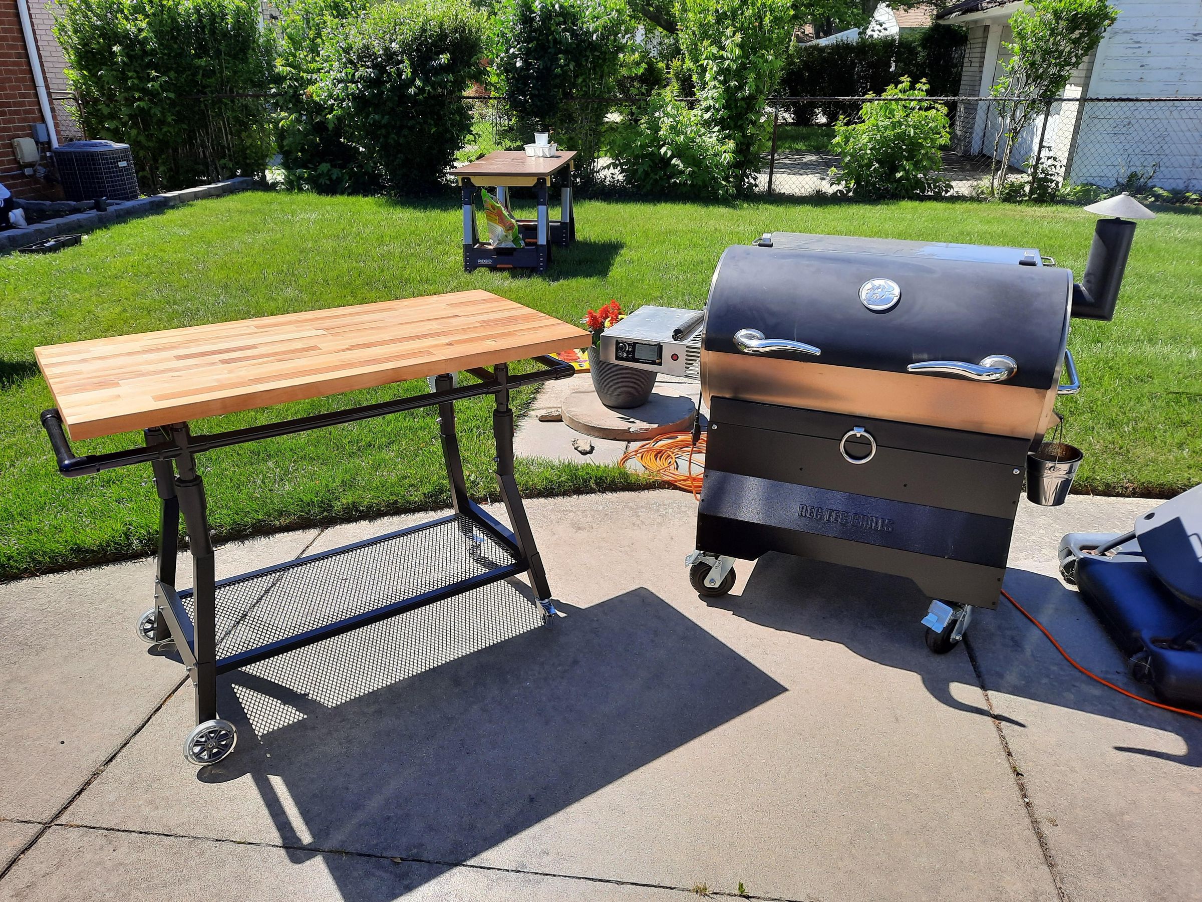 REC TEQ RT-700 Extra Legs Table : 9 Steps (with Pictures) - Instructables