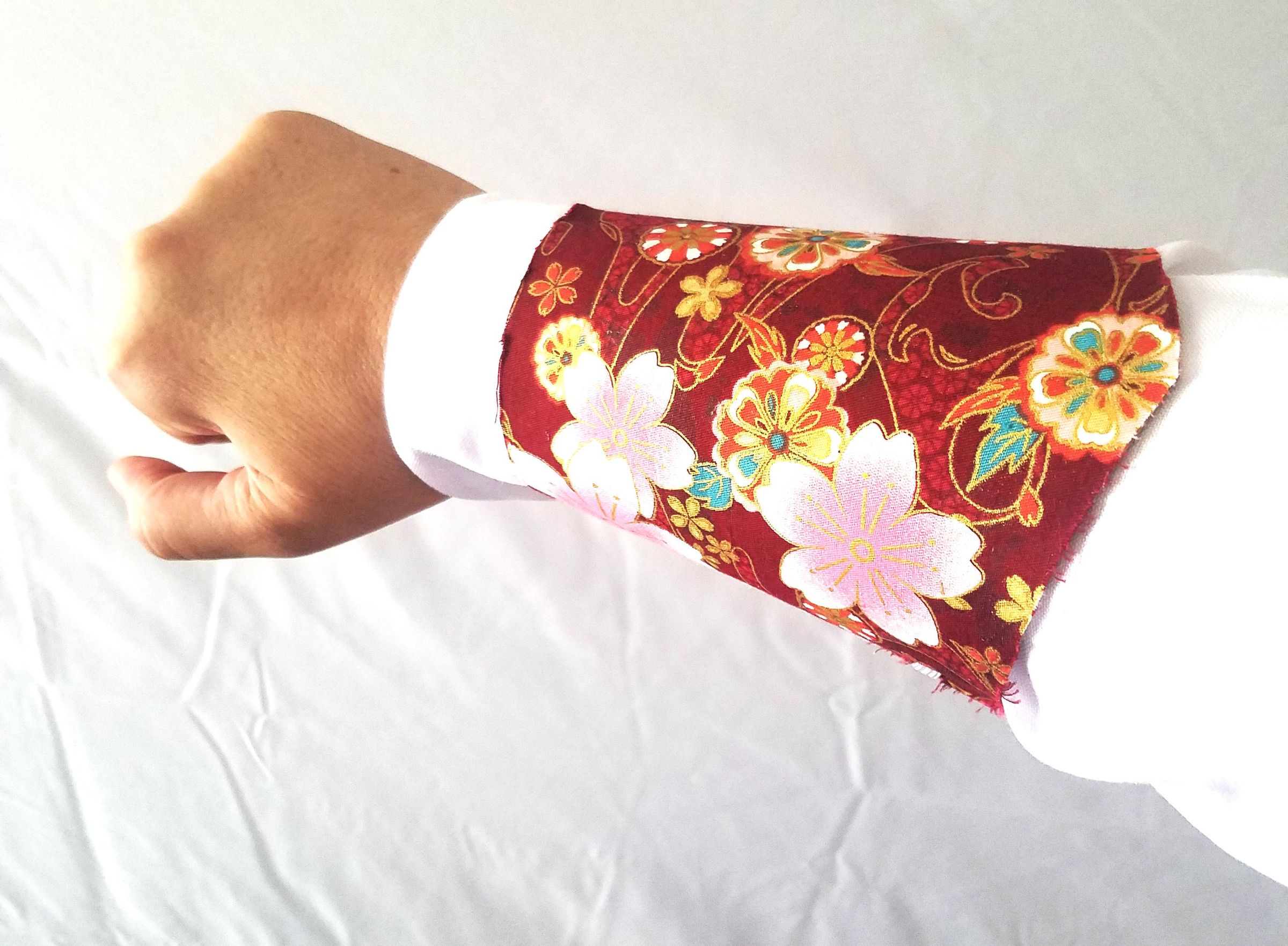 Customizable Bracers/Arm Guards : 7 Steps (with Pictures) - Instructables