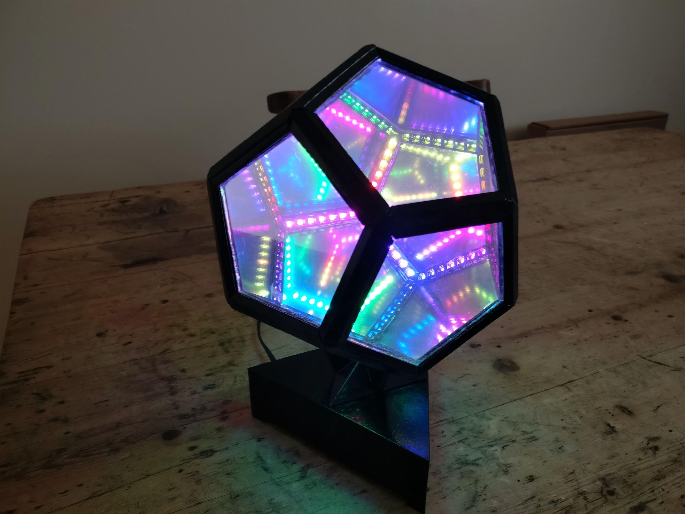 Desktop-Sized Infinity Dodecahedron : 23 Steps (with Pictures ...