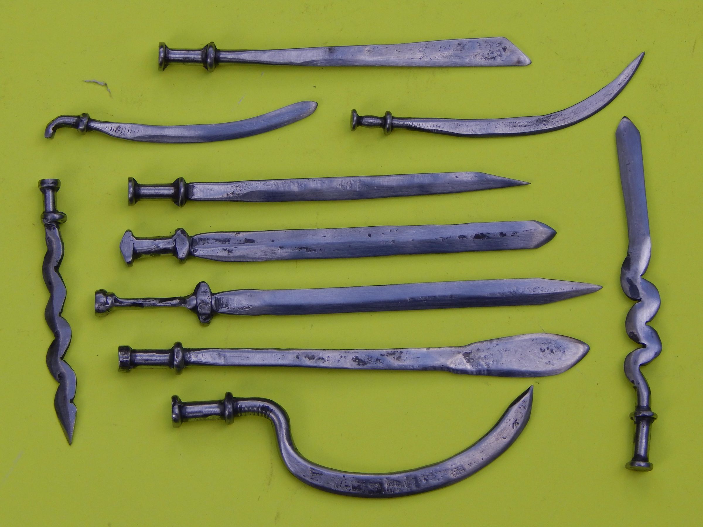 Mini Sword : 8 Steps (with Pictures) - Instructables