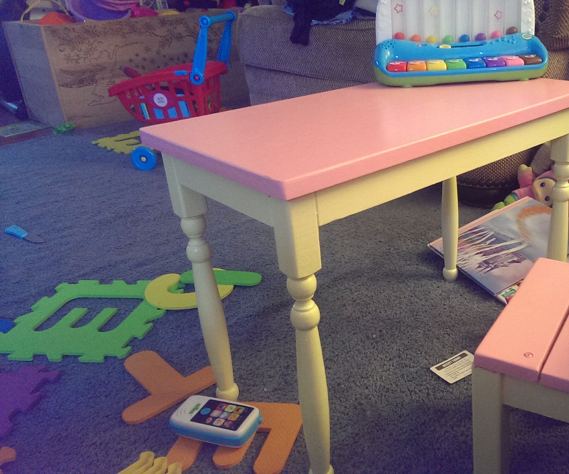 Kids Table and Chair : 3 Steps - Instructables