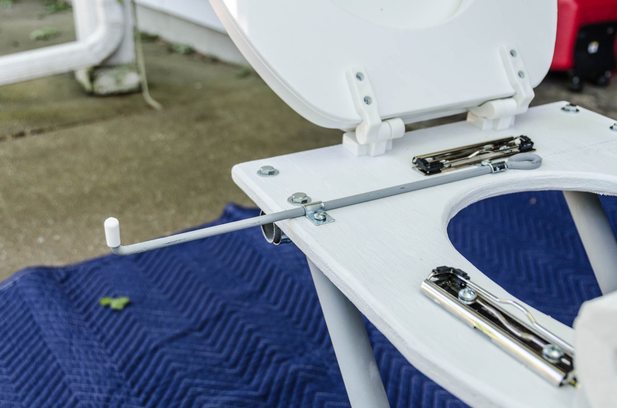 Travel Commode (Port-A-Potty) : 7 Steps (with Pictures) - Instructables