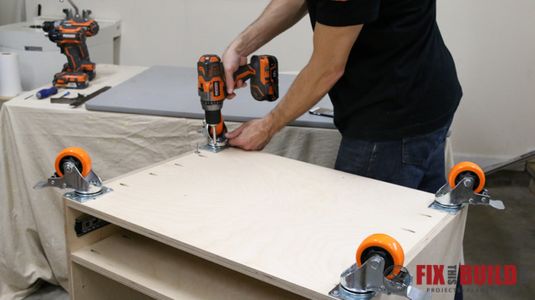 Flip Top Tool Stand : 8 Steps (with Pictures) - Instructables