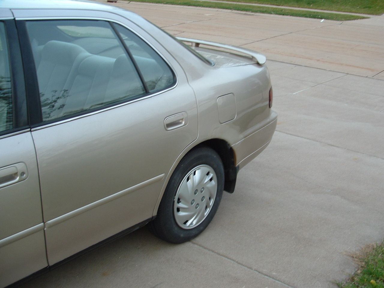 How to Fix Rust Around Your Wheel Wells : 8 Steps (with Pictures ...