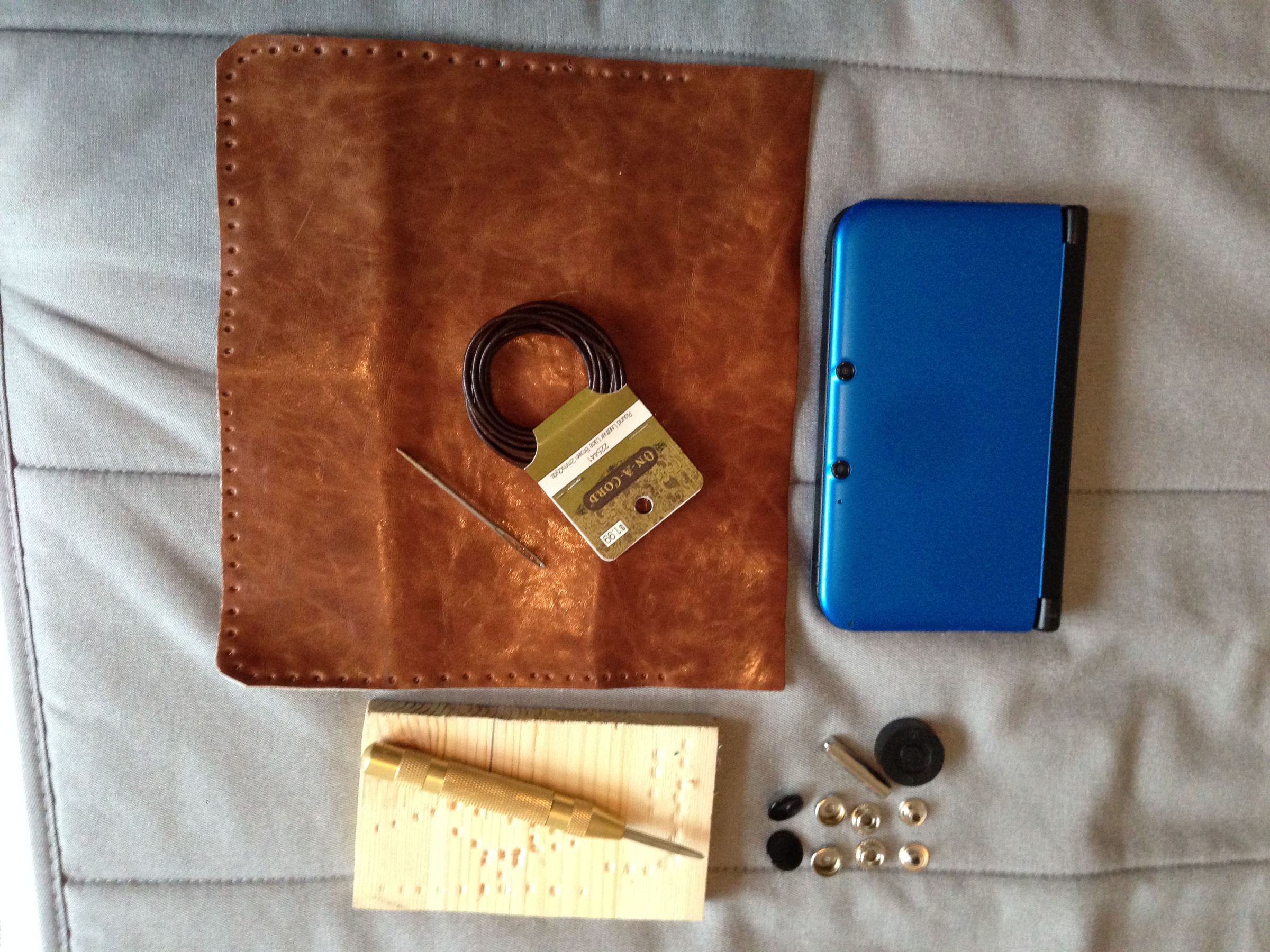 Nintendo 3DS XL Leather Case : 7 Steps (with Pictures) - Instructables