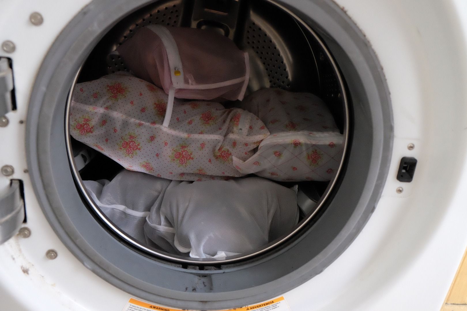 Wet Felt Realistic Stones Using a Washing Machine : 10 Steps (with ...