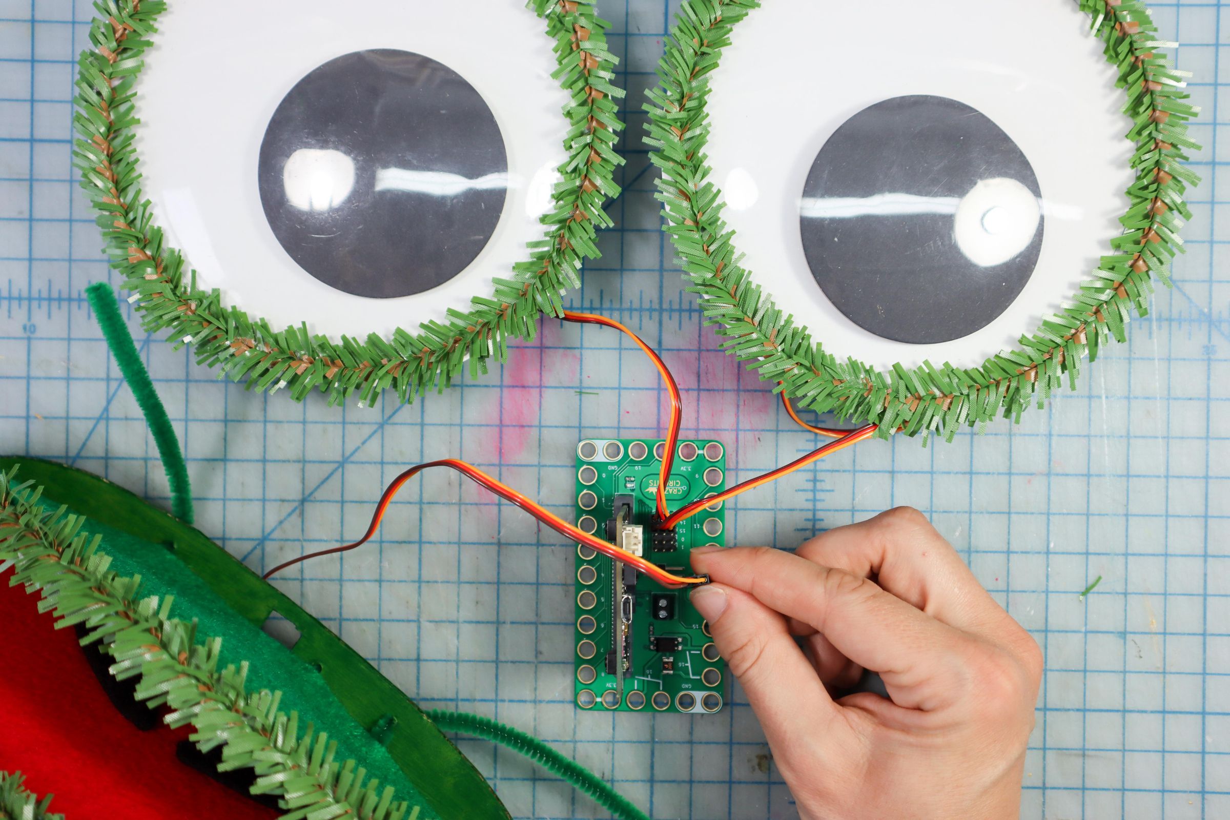 "Circuit-Tree" the Singing Christmas Tree : 29 Steps (with Pictures ...