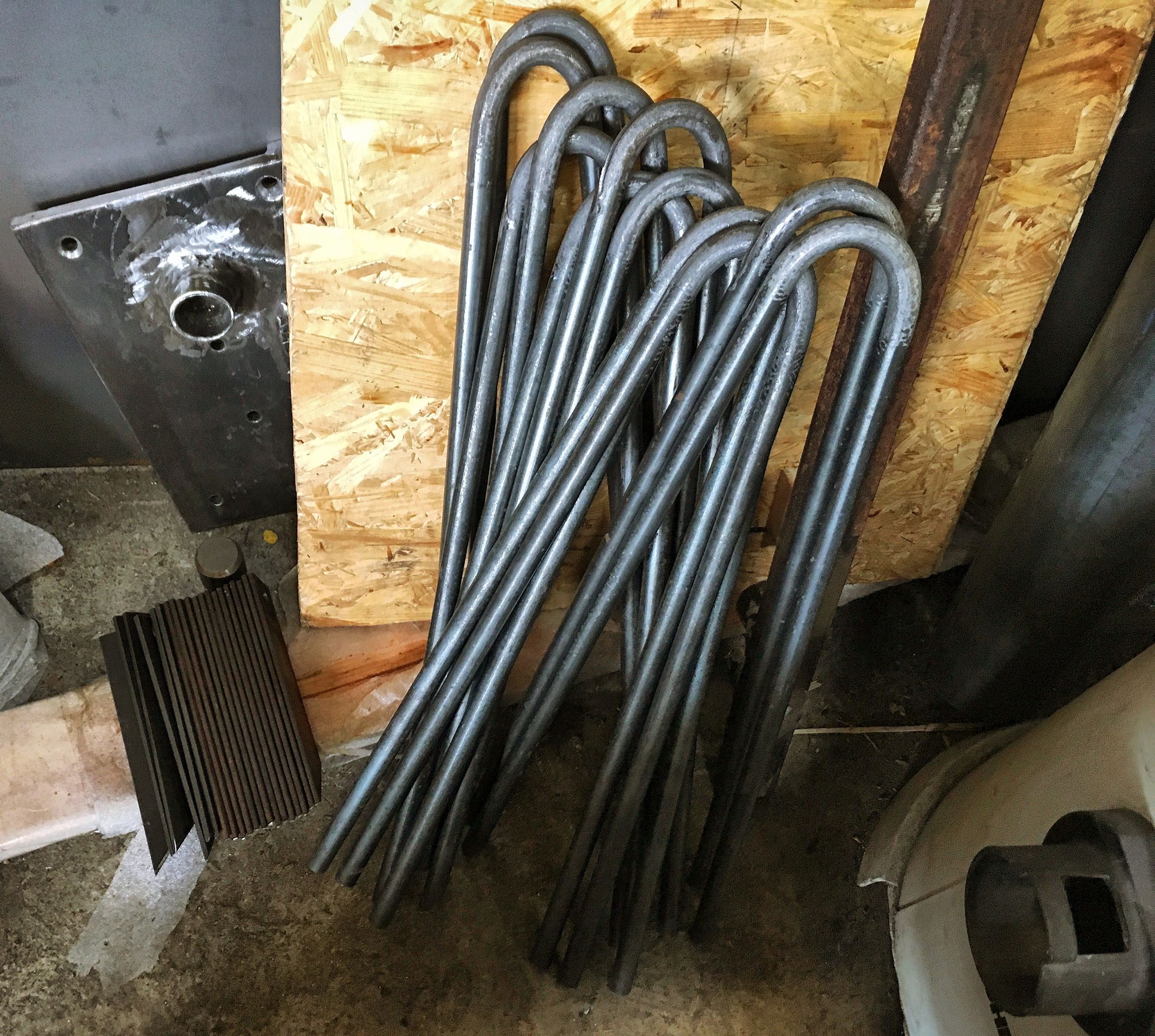 The Hairpin Table : 10 Steps (with Pictures) - Instructables