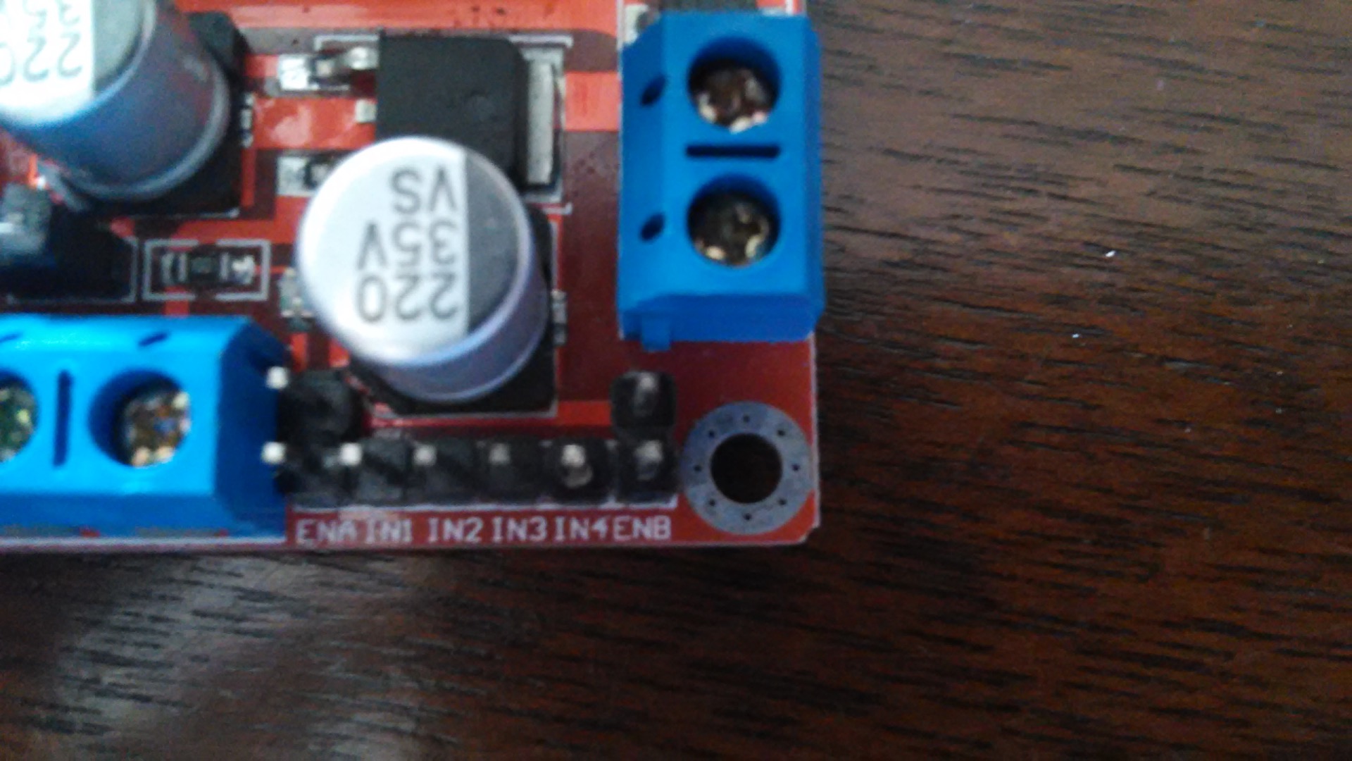 Autonomous Tank W/ Robotic Arm(Arduino, Bluetooth) : 8 Steps ...