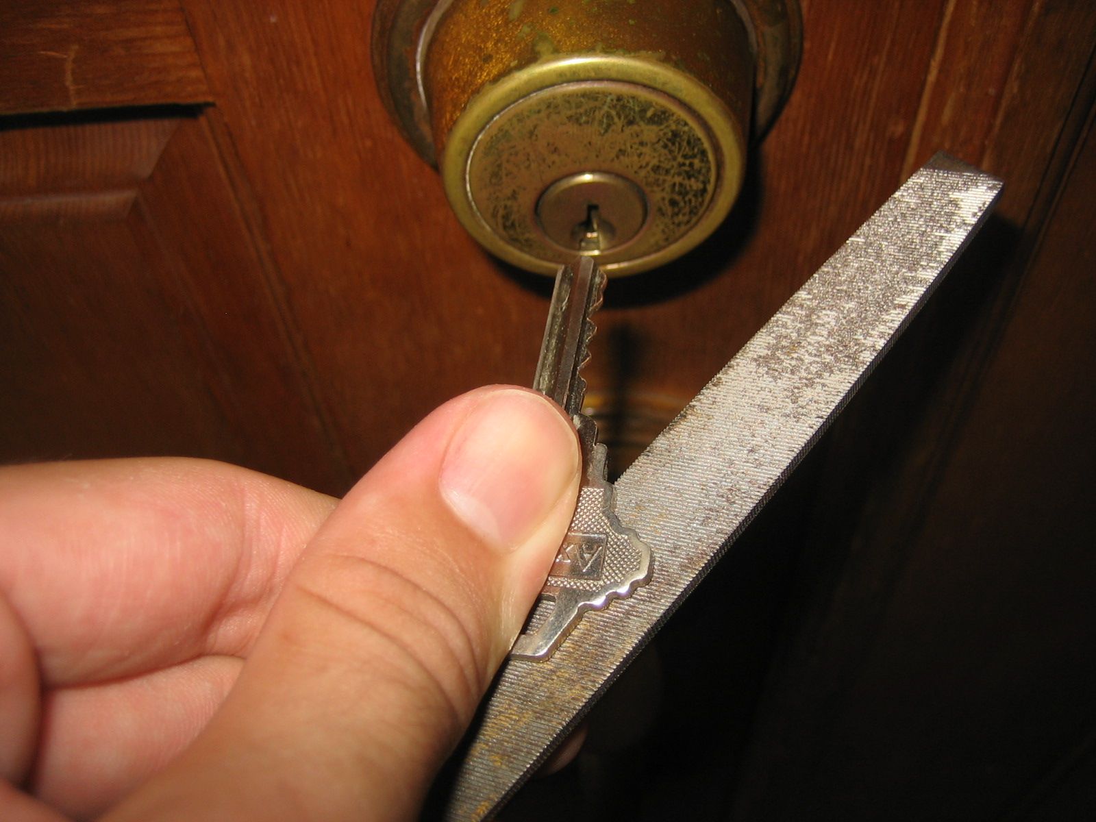 Duplicate Keys by Hand : 4 Steps (with Pictures) - Instructables