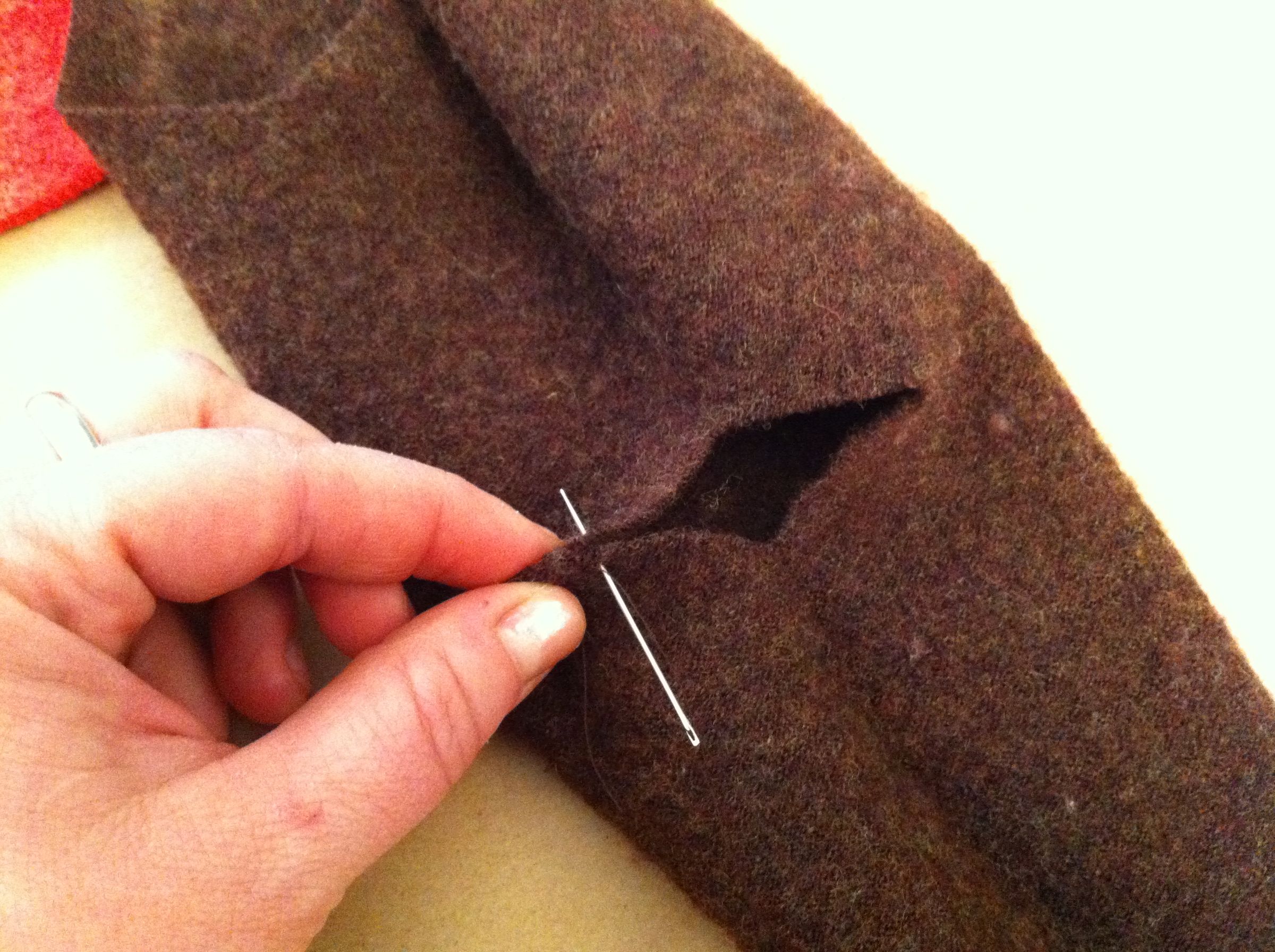 Simple Sweater Puppet : 6 Steps - Instructables