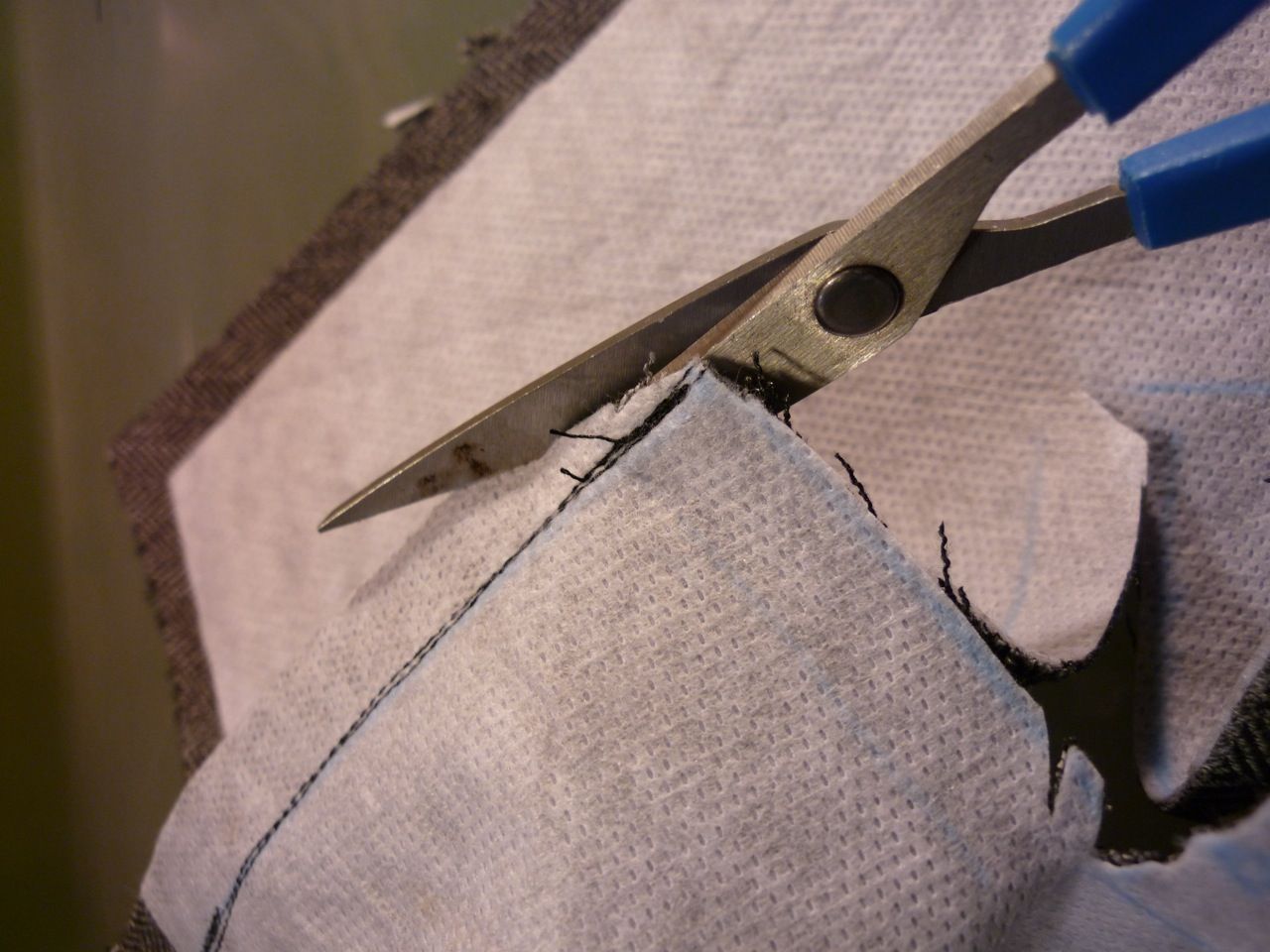 How to Sew an Oh Sew Warm Vest! : 26 Steps (with Pictures) - Instructables