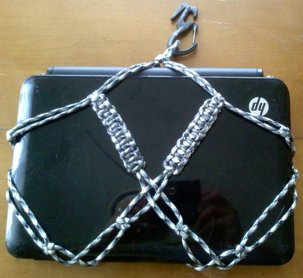 Paracord Laptop Harness : 13 Steps (with Pictures) - Instructables