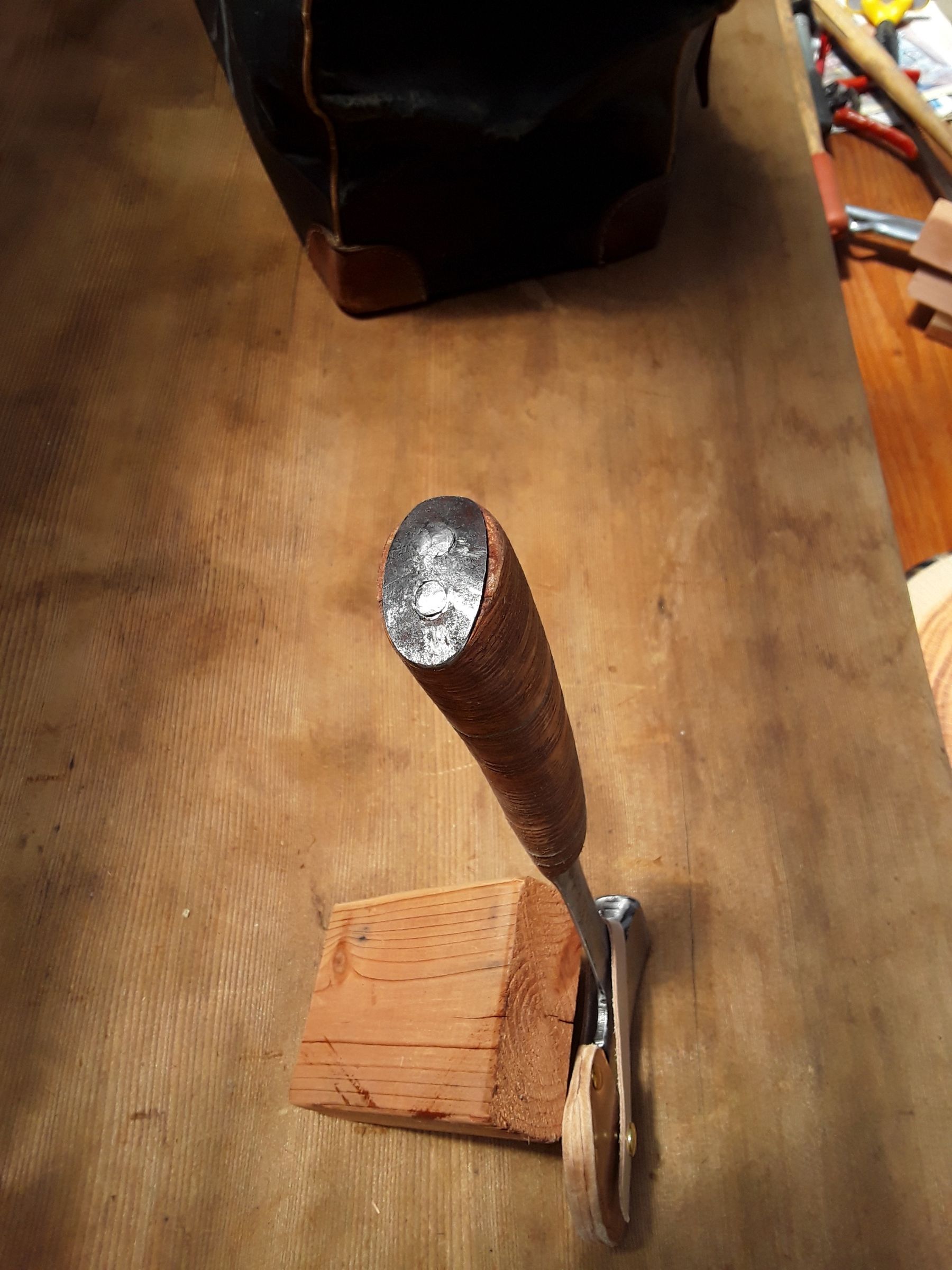 Stacked Leather Handle From Box of Scraps : 3 Steps (with Pictures ...