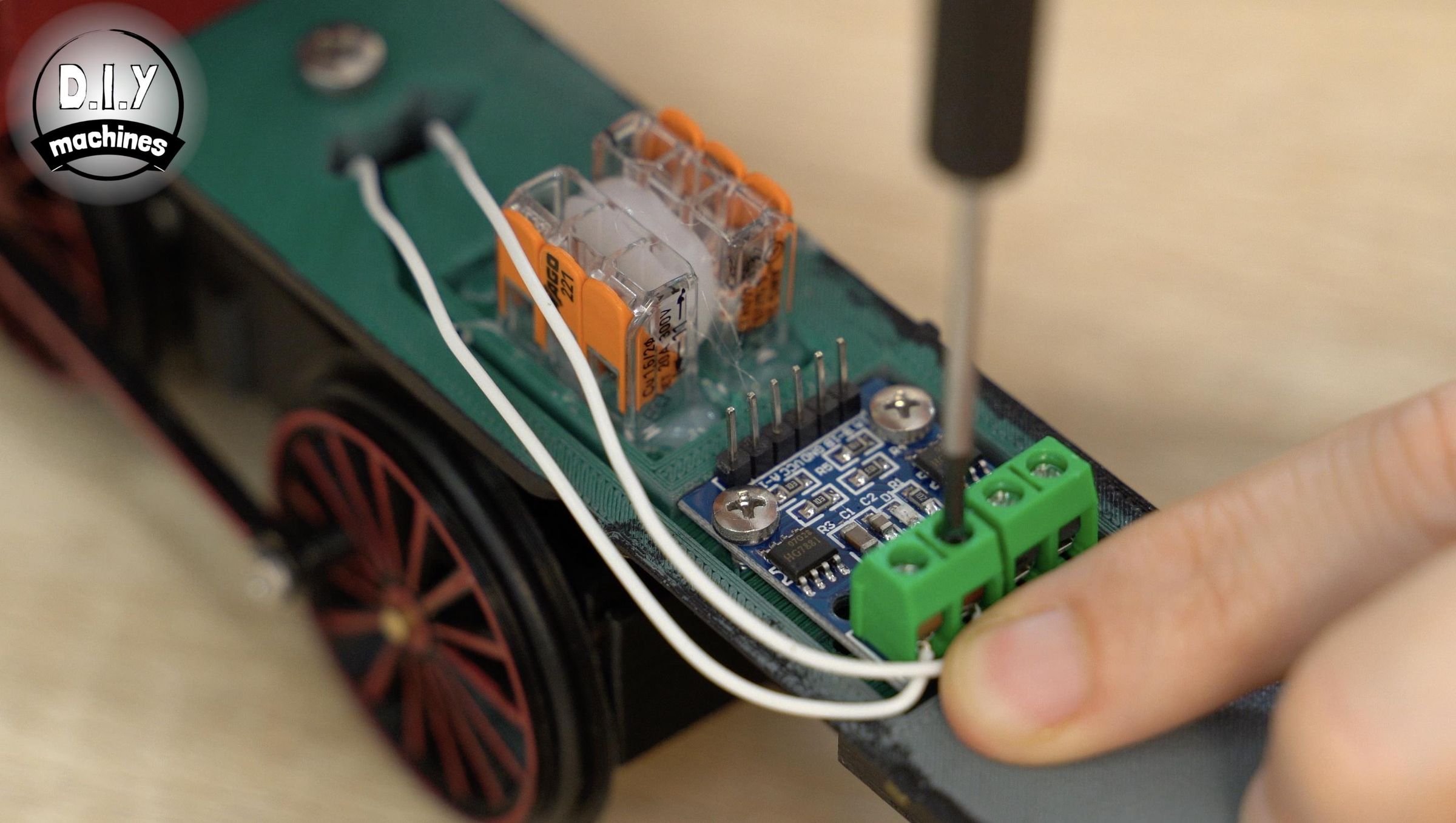 3D PRINT a STEAM TRAIN 🚂 With Live Camera Streaming and Wifi Controls ...