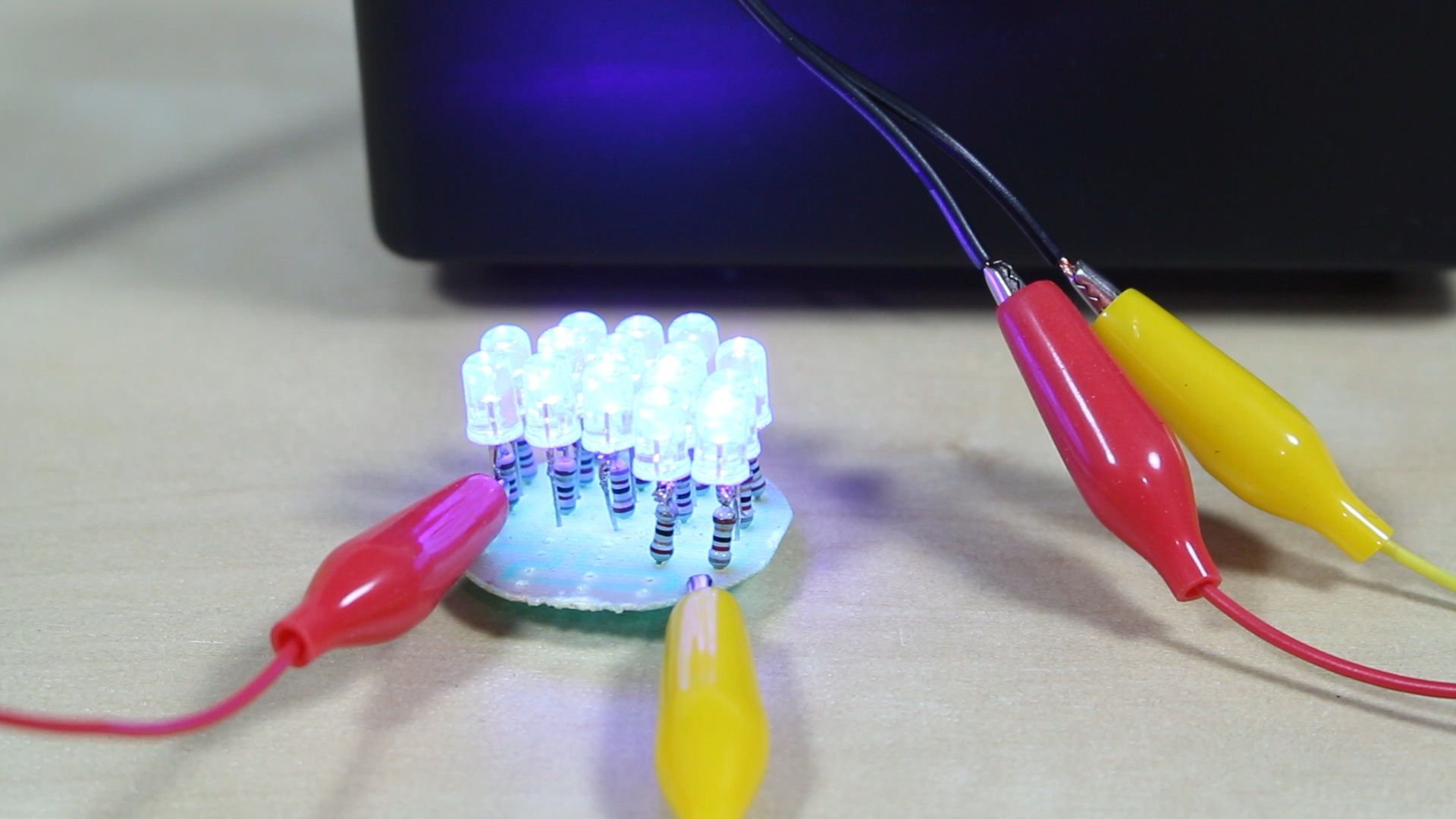 DIY GLOWING BUBBLE LIGHT - How to Make Your Own Futuristic Desk Light ...