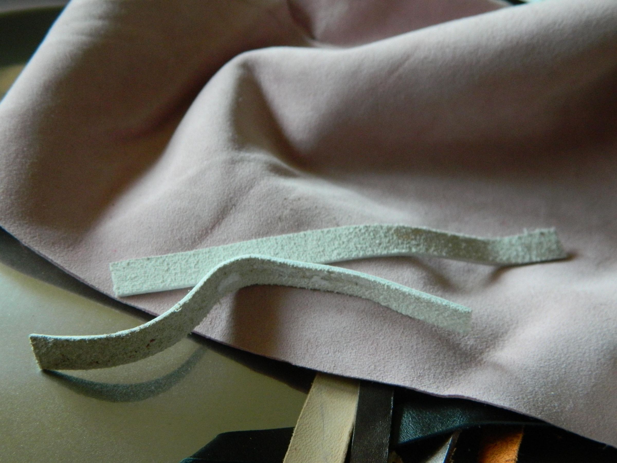 Leather Shoe Key Chain : 14 Steps (with Pictures) - Instructables