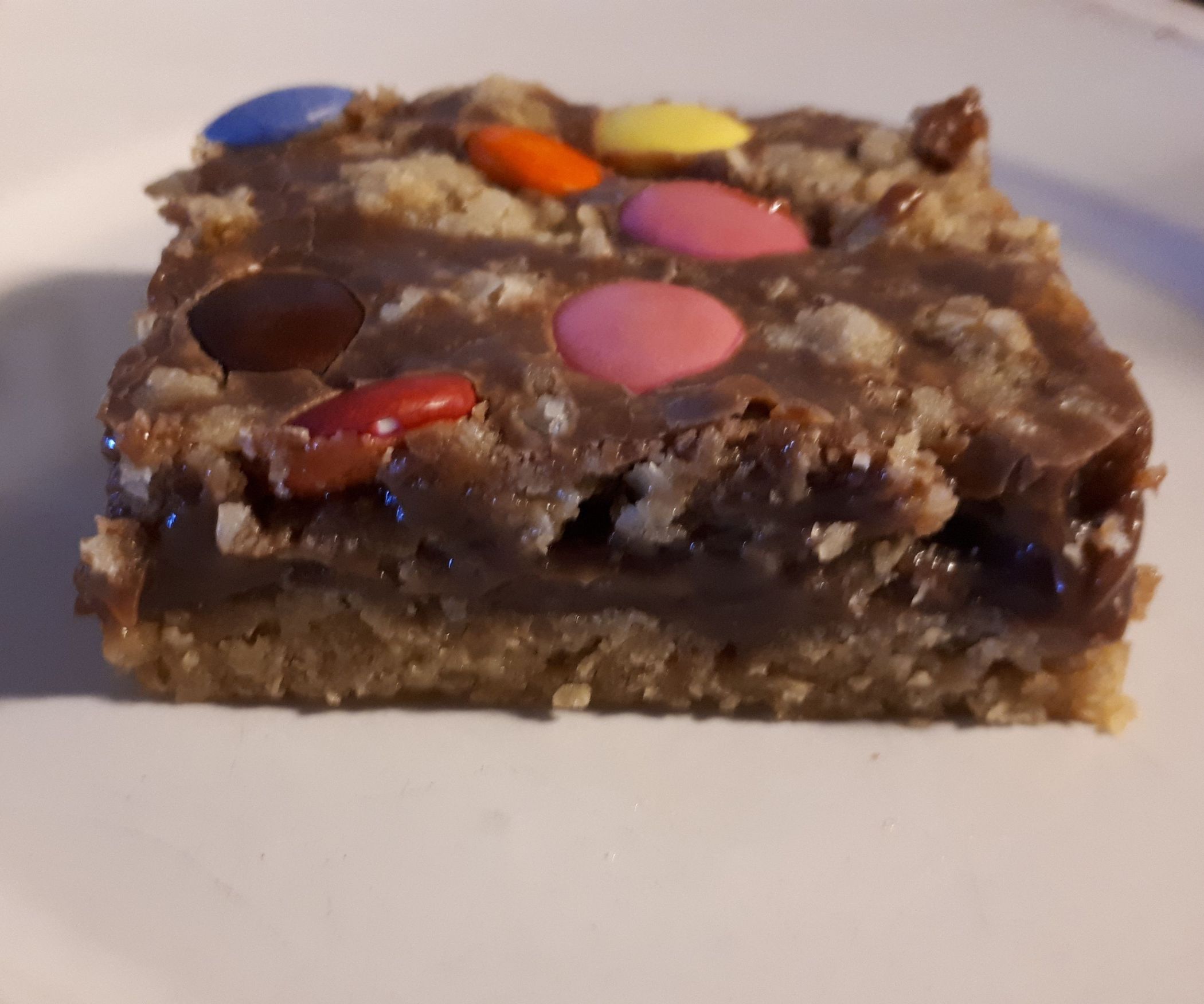 Smartie Fudge Filled Bars : 6 Steps (with Pictures) - Instructables