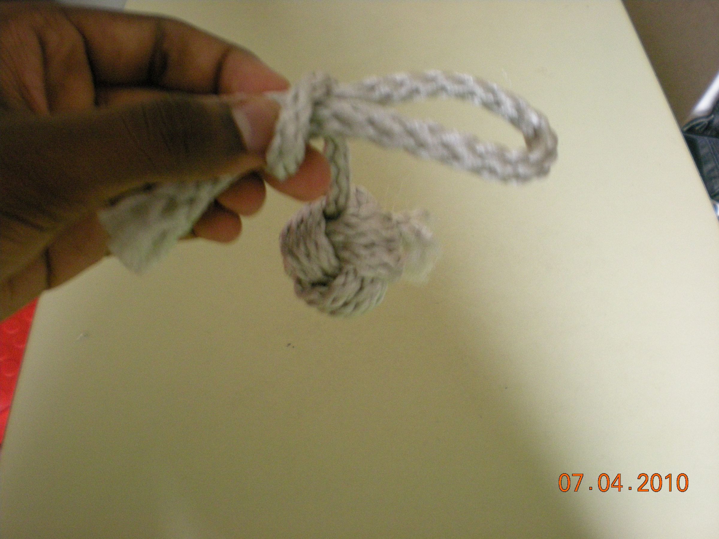 Monkey's Fist Keychain : 4 Steps (with Pictures) - Instructables