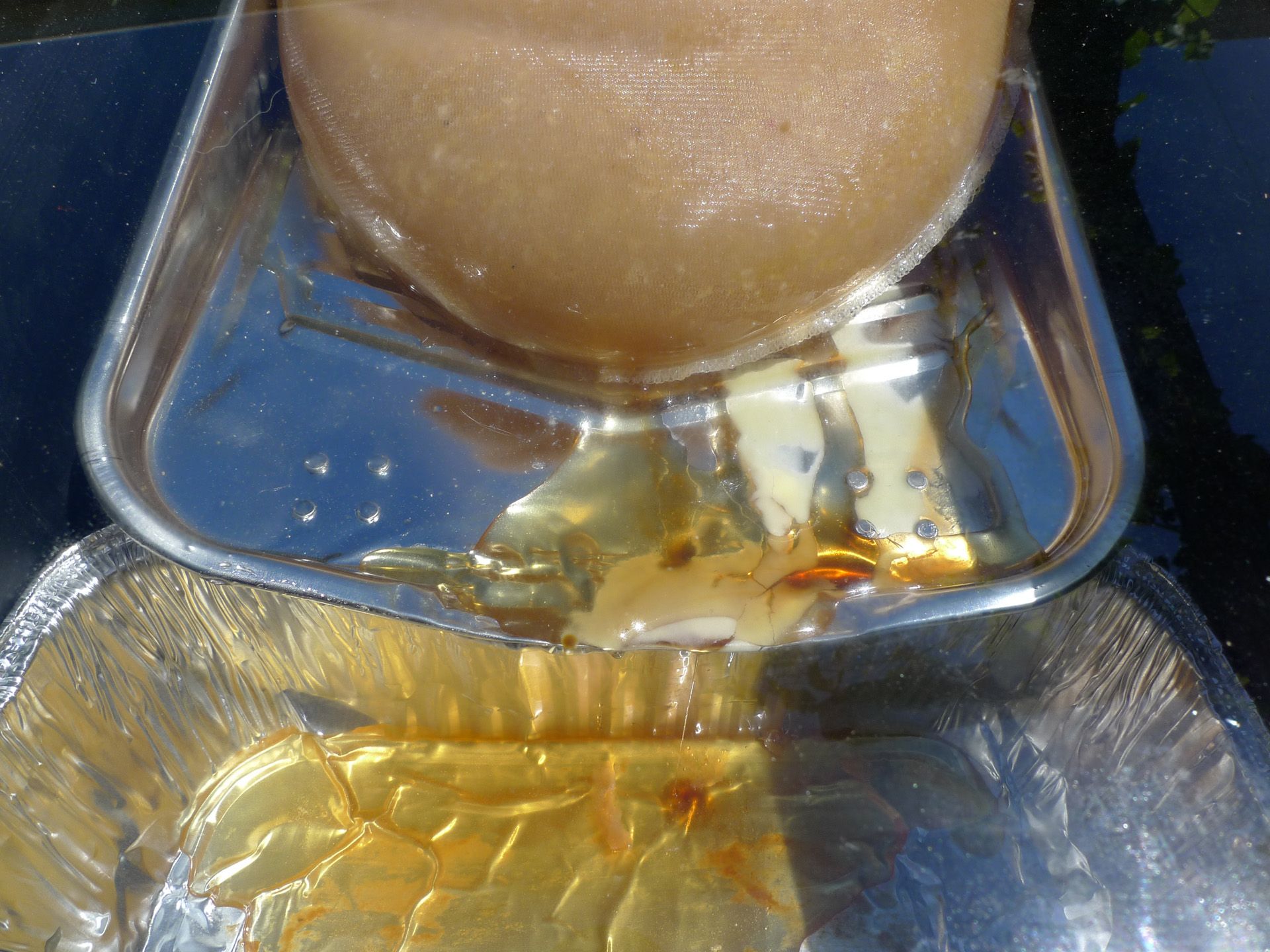 Extracting Honey : 8 Steps (with Pictures) - Instructables