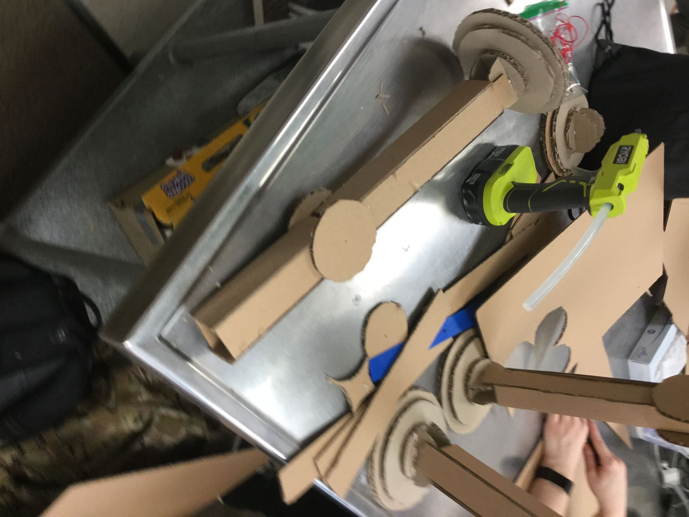 Cardboard AT-AT Walker Table : 9 Steps (with Pictures) - Instructables