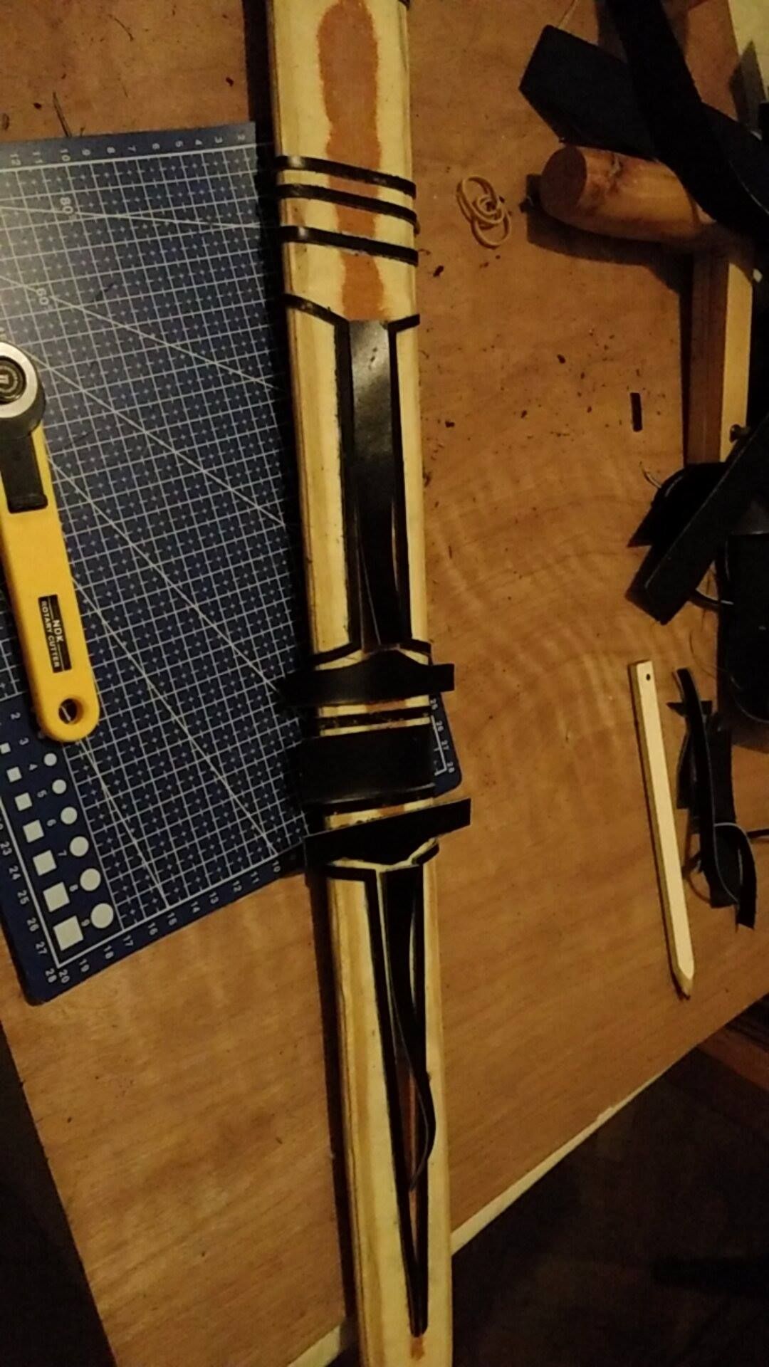 Viking Sword Scabbard - DIY : 12 Steps - Instructables
