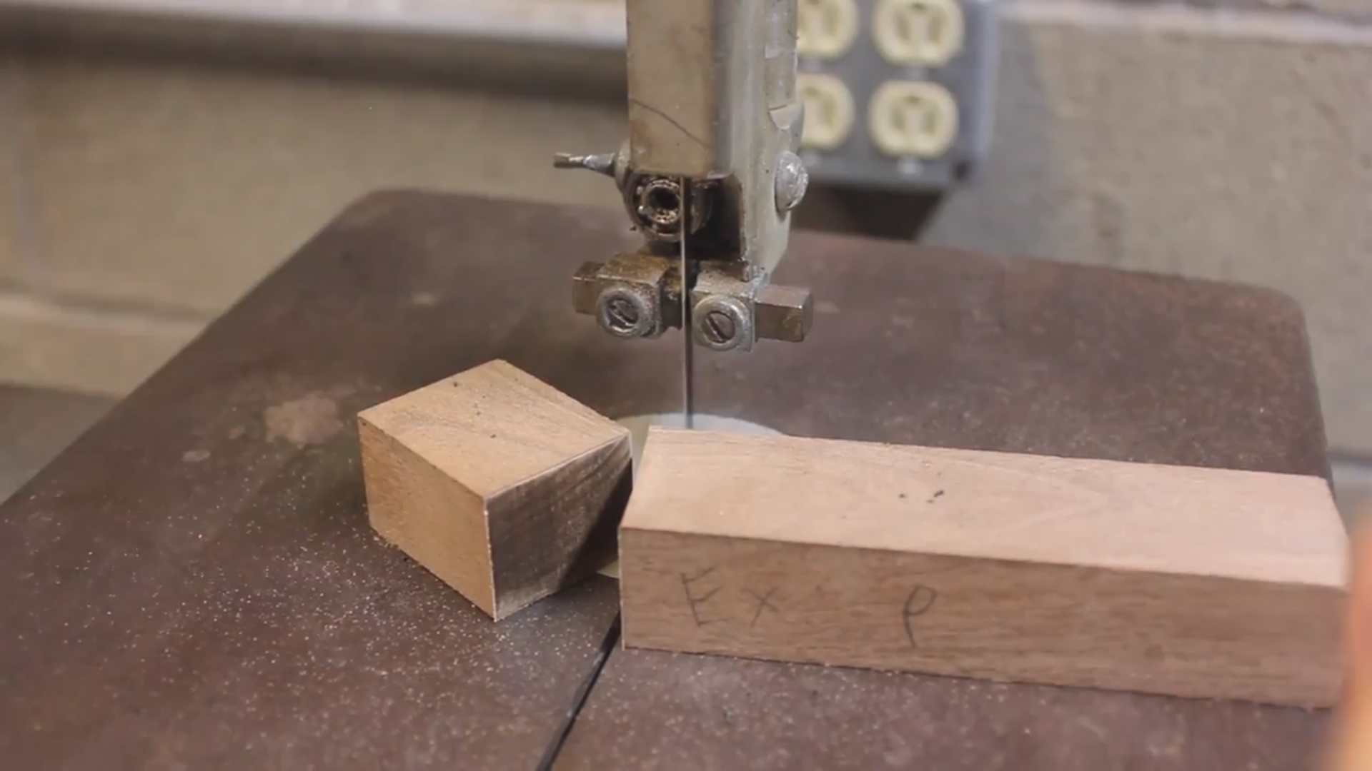 Making a BEAUTIFUL Ring Box!! : 7 Steps (with Pictures) - Instructables
