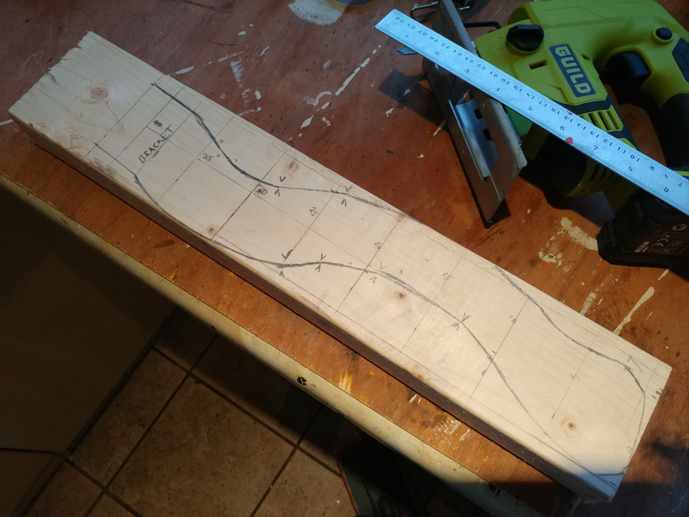 Krieg's Buzz Axe (Borderlands 2) : 8 Steps - Instructables