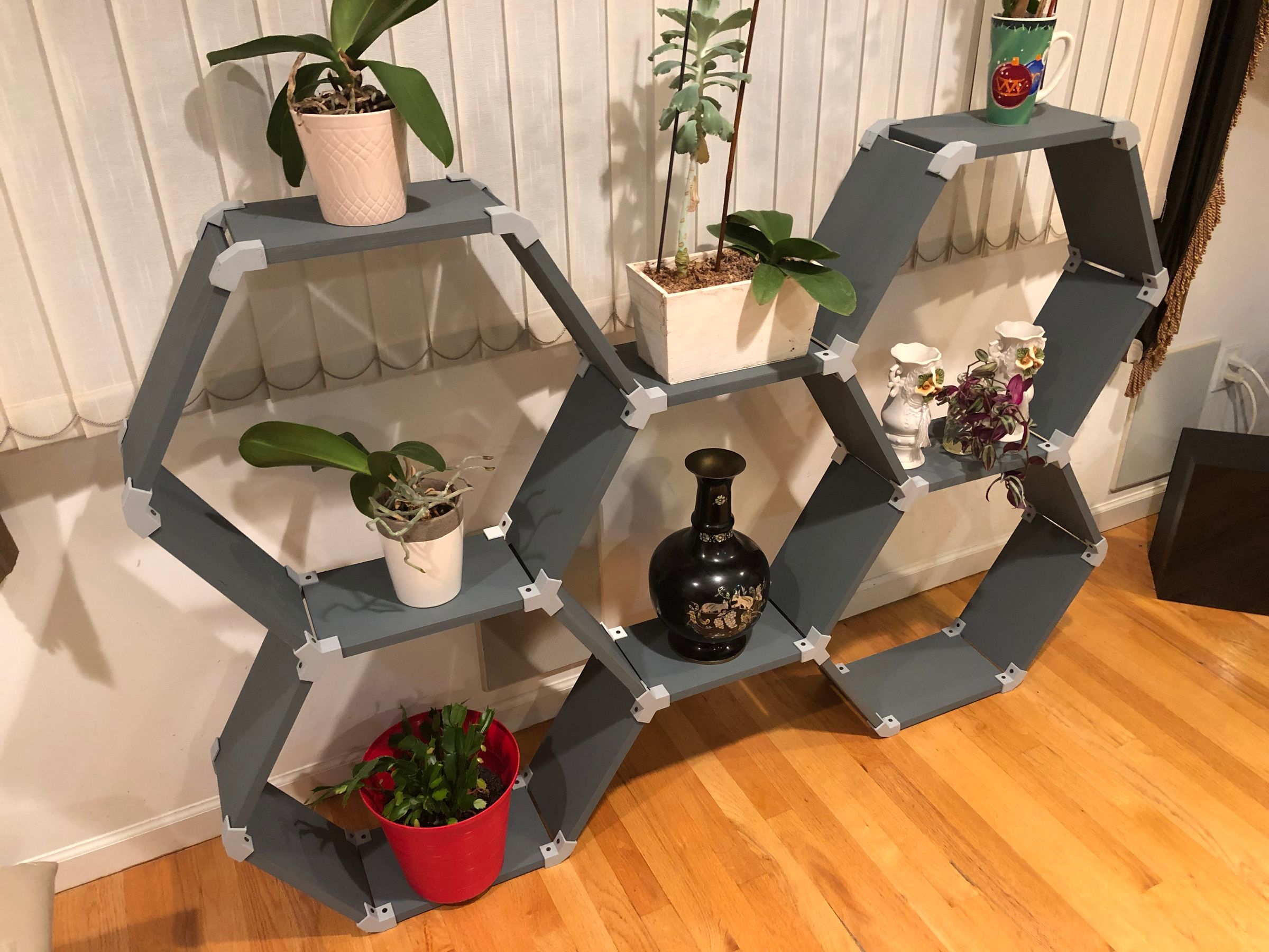 Custom Hexagon Shelves Using 3D Printing : 6 Steps (with Pictures ...