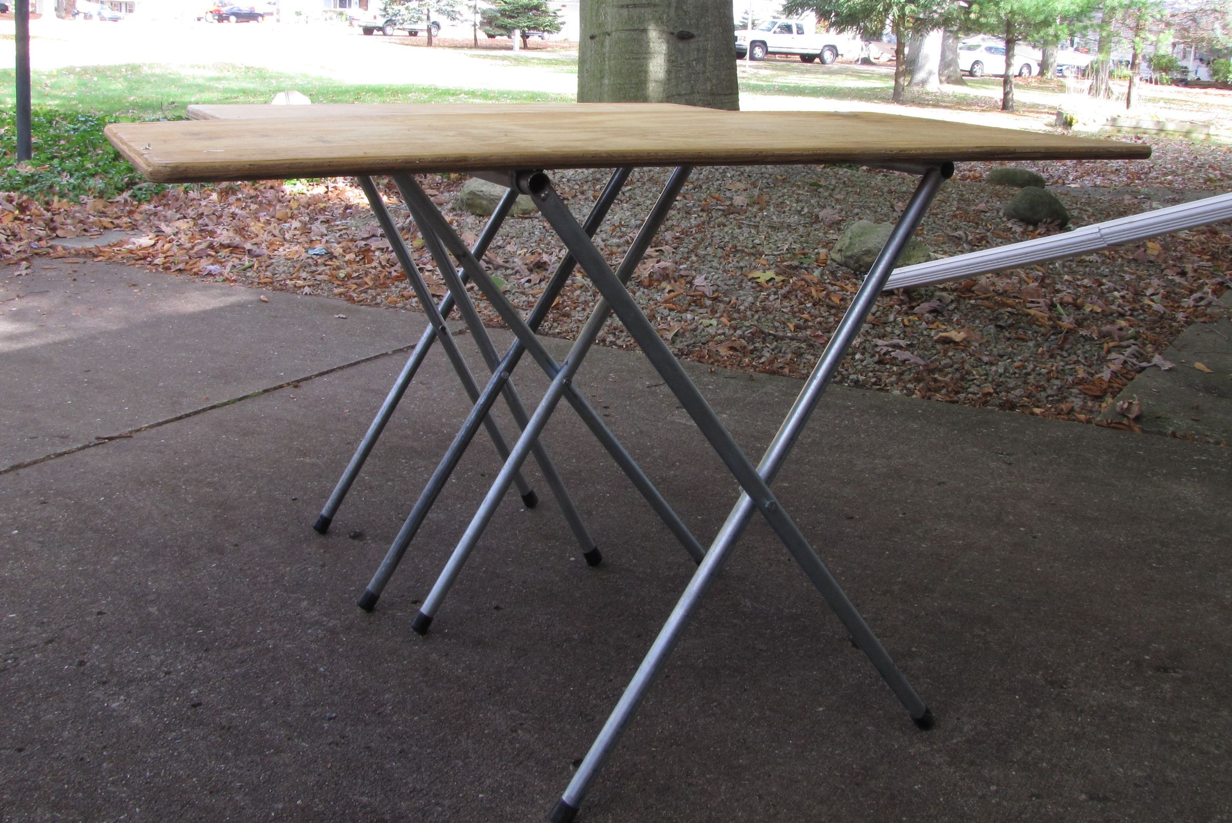 DIY Utility Tables : 6 Steps - Instructables