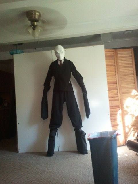 Slender Man Costume on Stilts : 6 Steps - Instructables