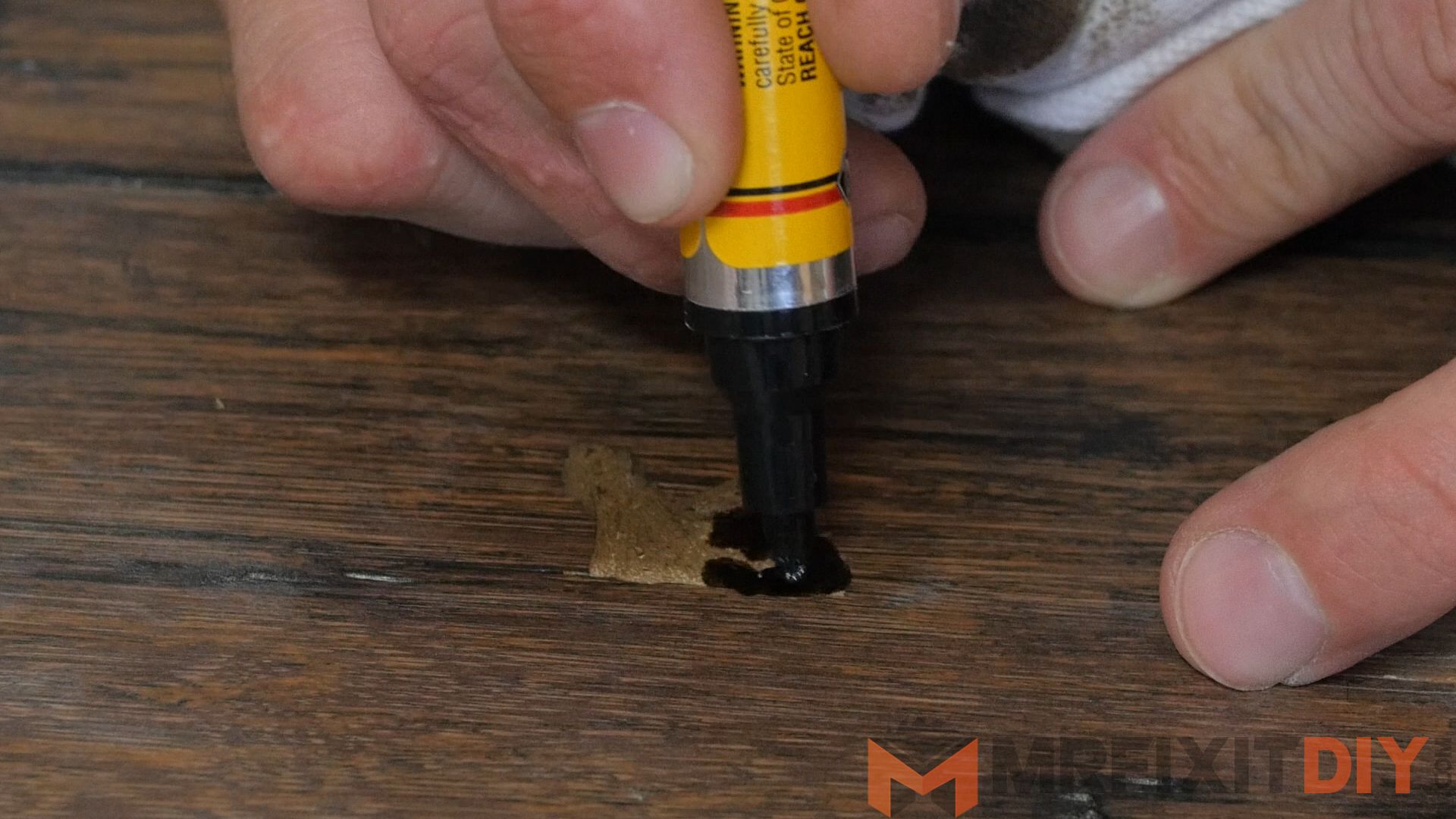 3 DIY Way to Fix a Scratch in Hardwood Floors : 5 Steps (with Pictures ...