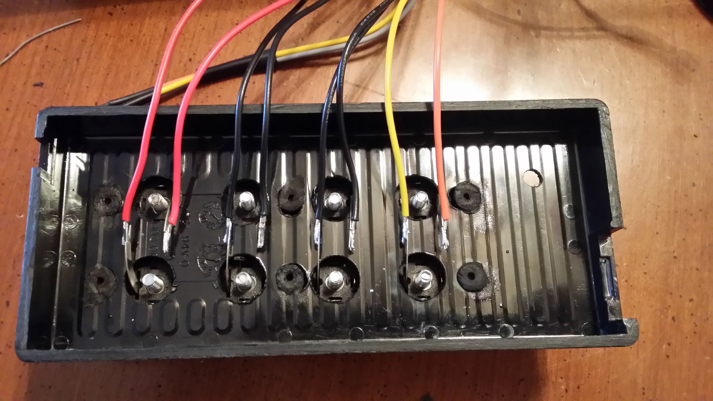Easy Benchtop Power Supply : 8 Steps (with Pictures) - Instructables