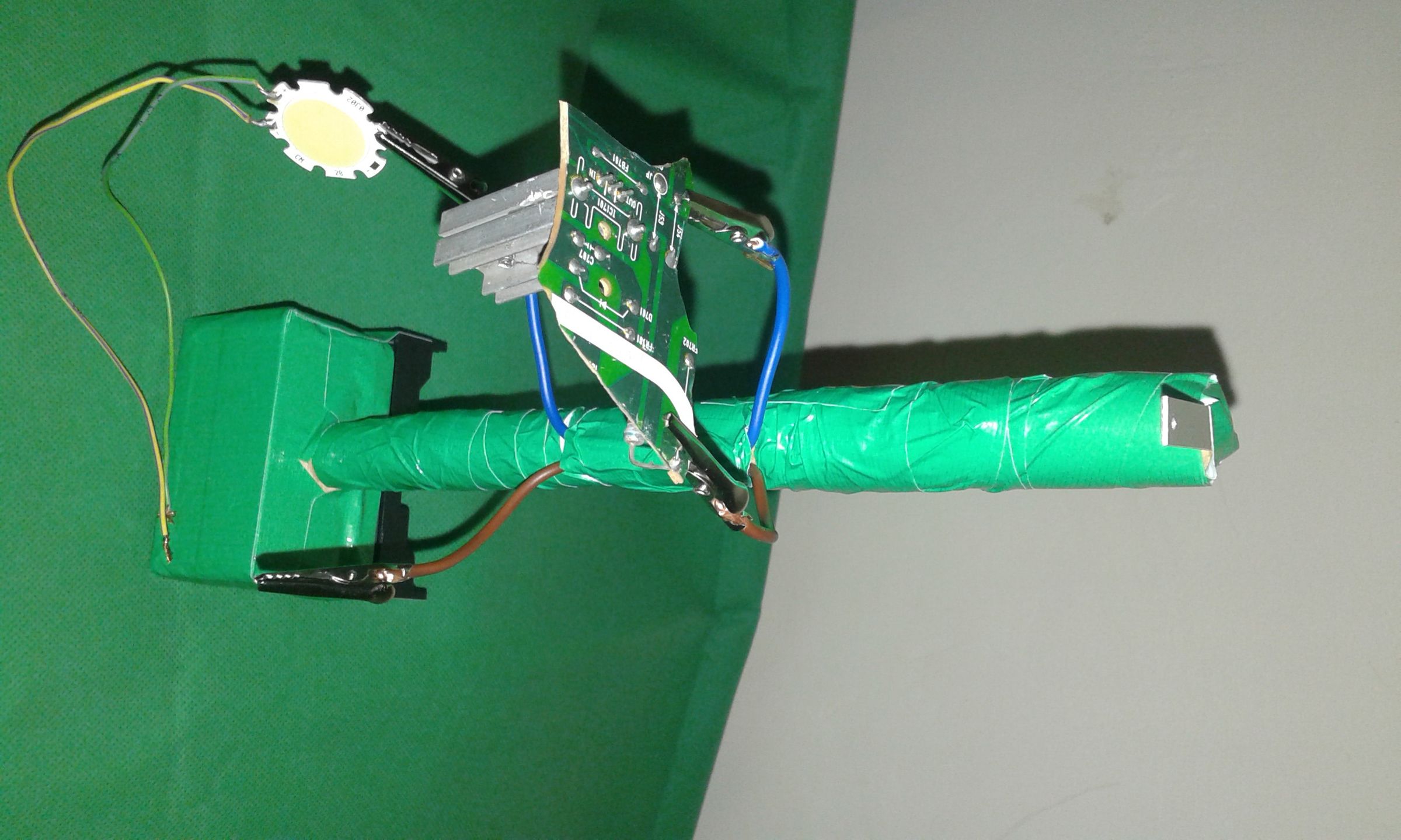 How to Make Helping Hands for Soldering Cheap : 4 Steps - Instructables