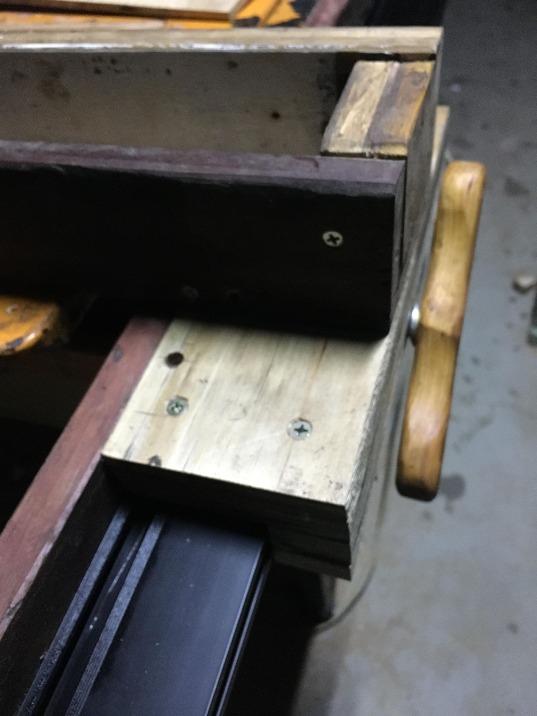New Ripping Fence for an Old Triton : 5 Steps - Instructables