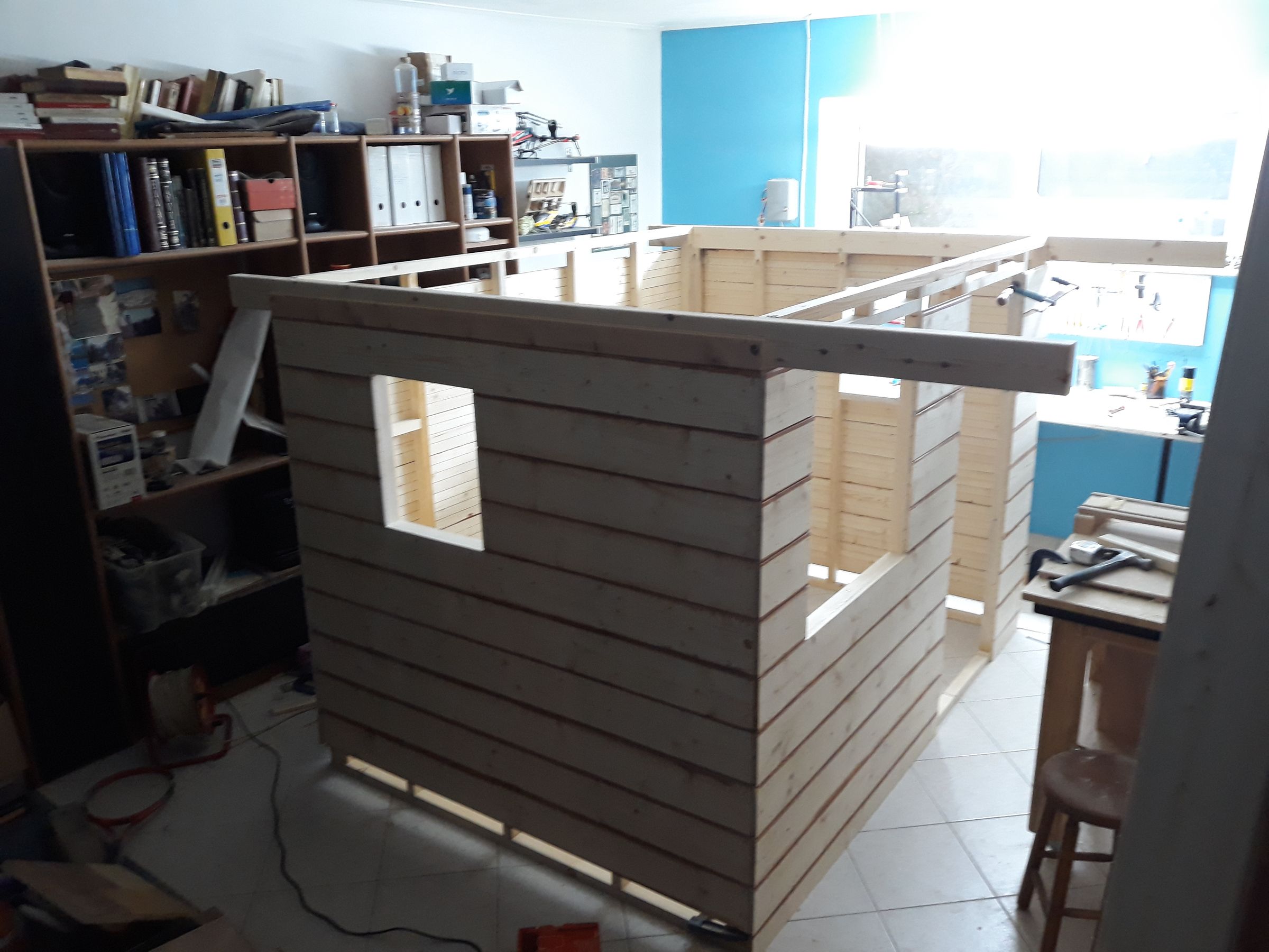 Treehouse on Two Trees : 22 Steps (with Pictures) - Instructables