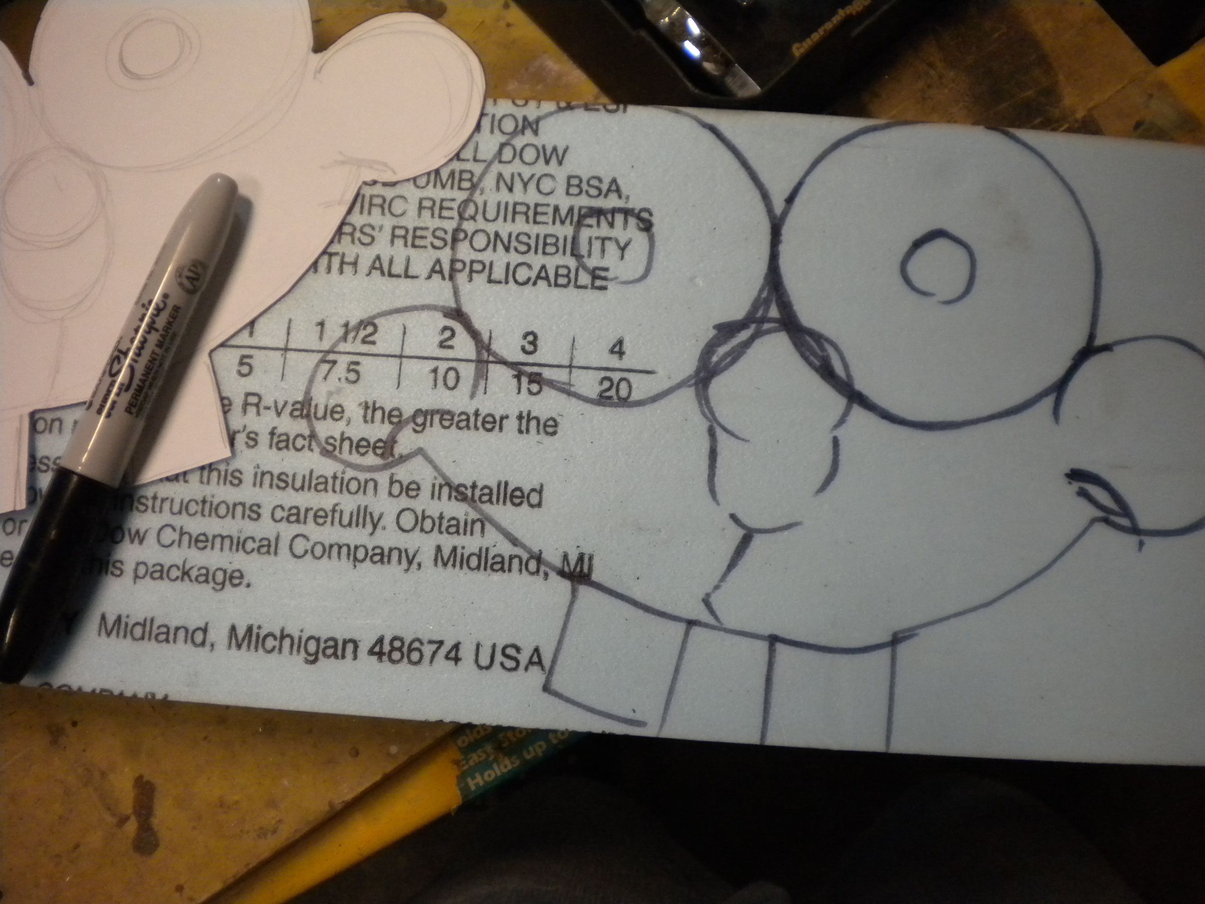 Spongebob Squarepants Pinata : 10 Steps (with Pictures) - Instructables