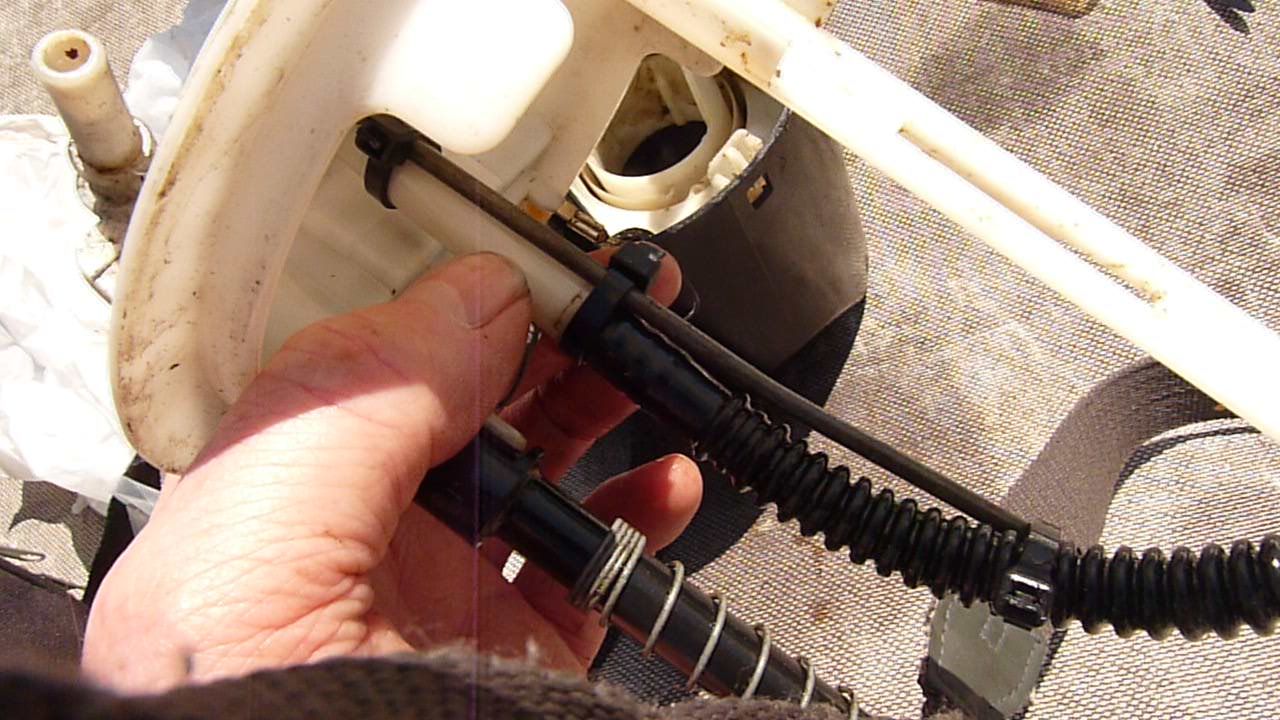 How to Convert Any in Tank Electric Fuel Pump to an External Inline ...