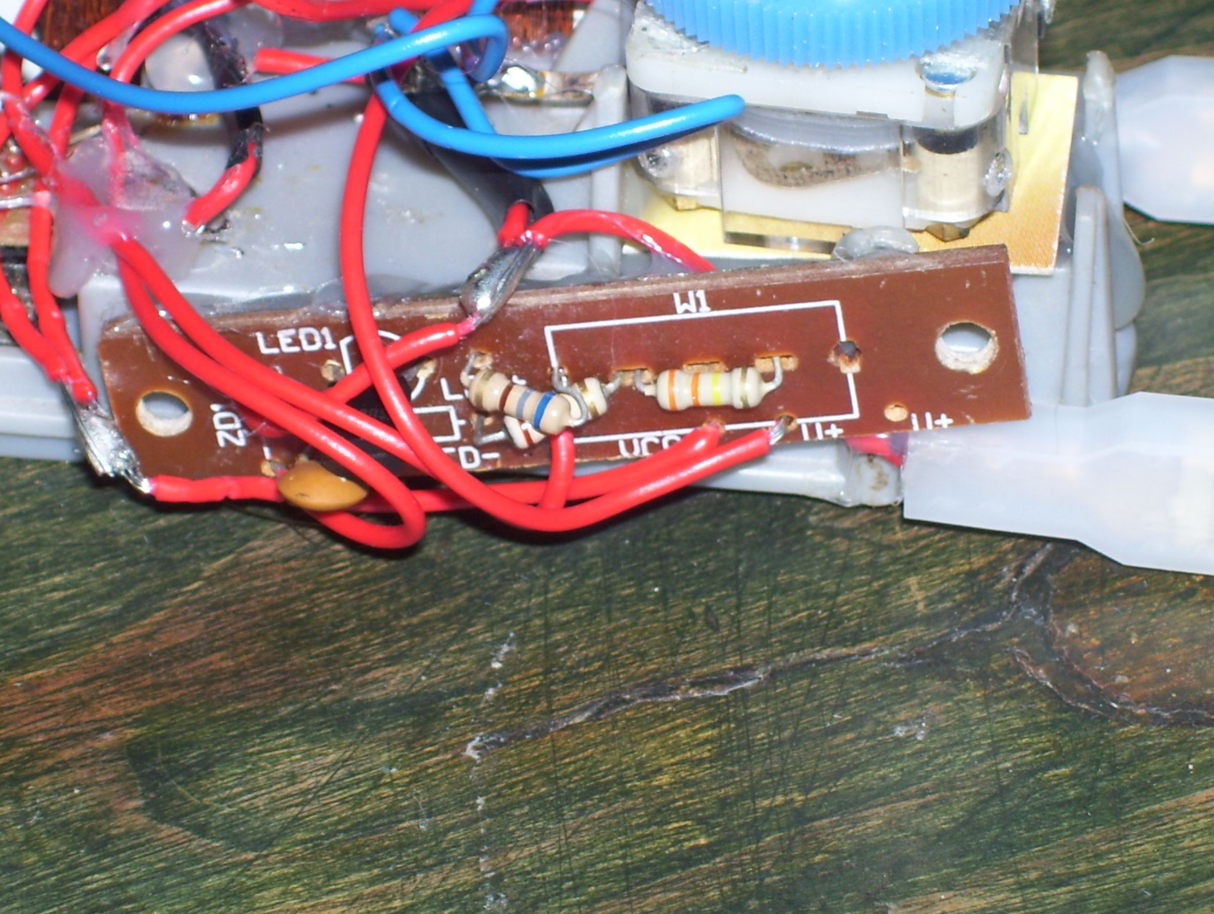 How to Make the Simplest AM Transmitter - Instructables
